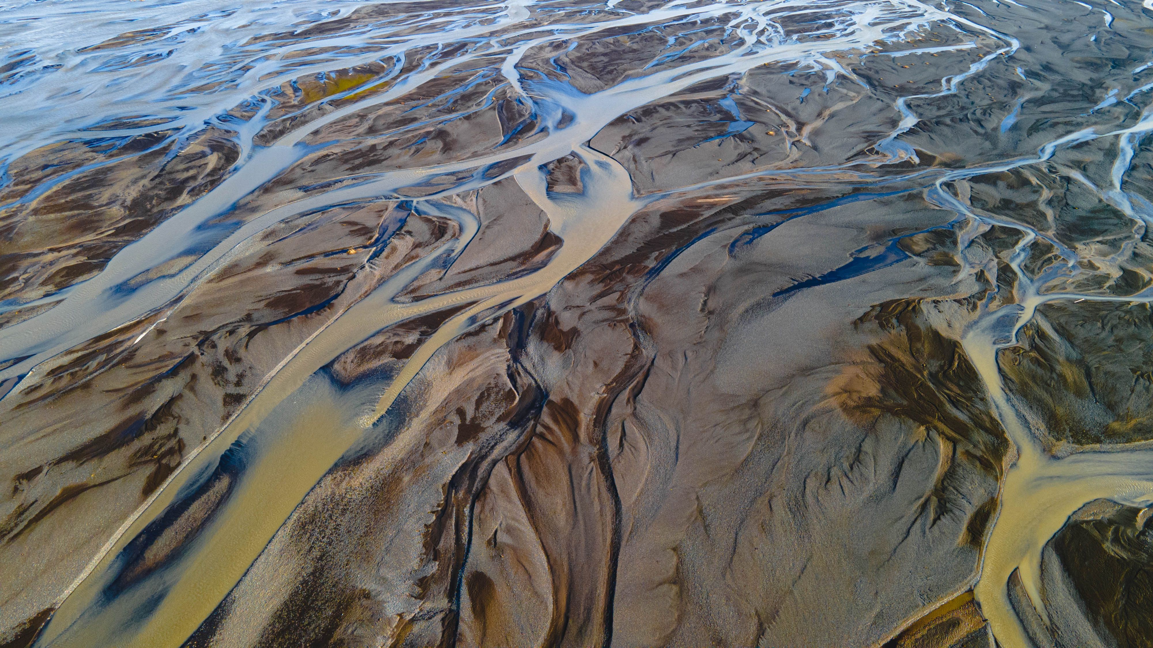 High Angle View of Rivers and Mud · Free Stock Photo
