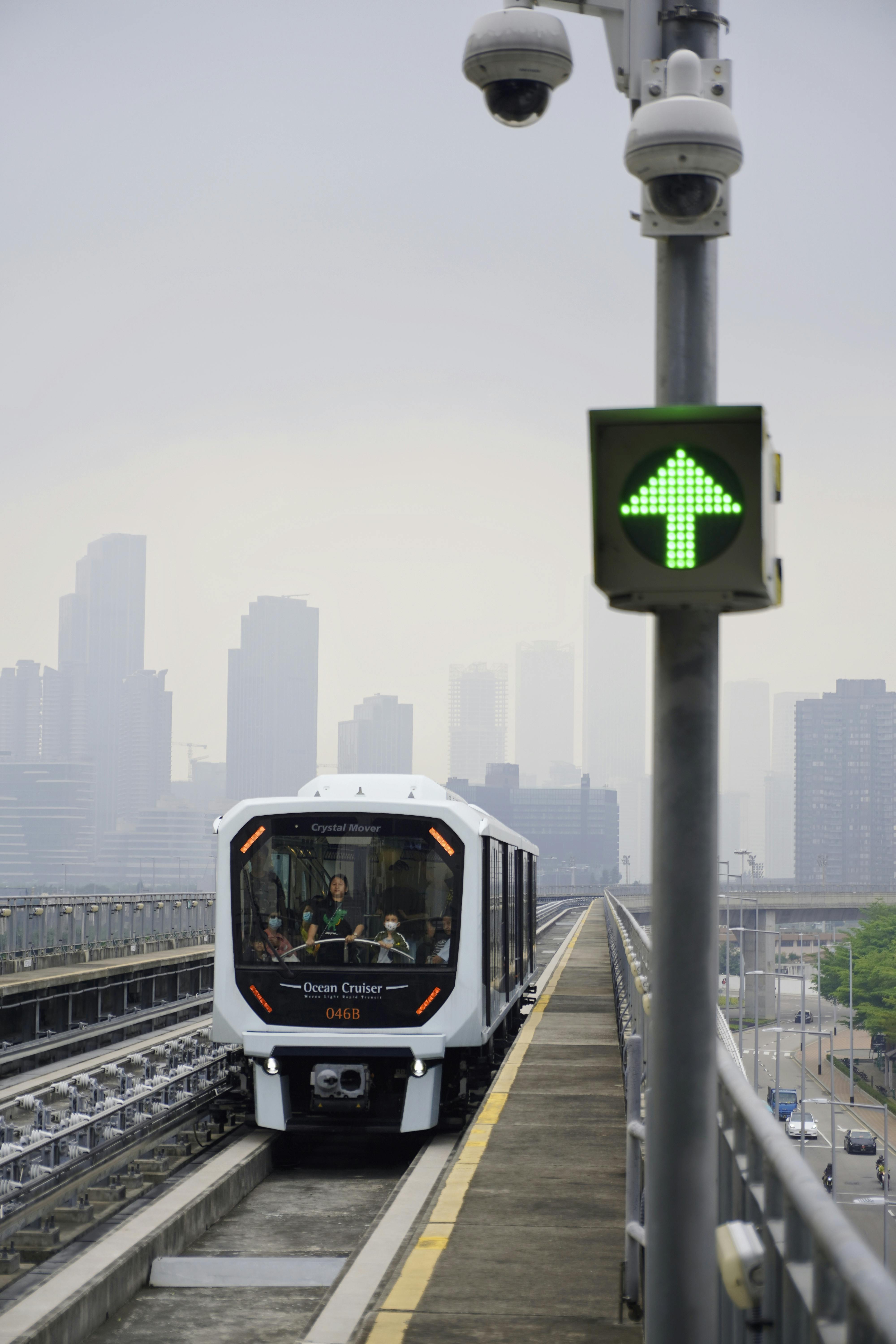 Train Passed Green Light · Free Stock Photo