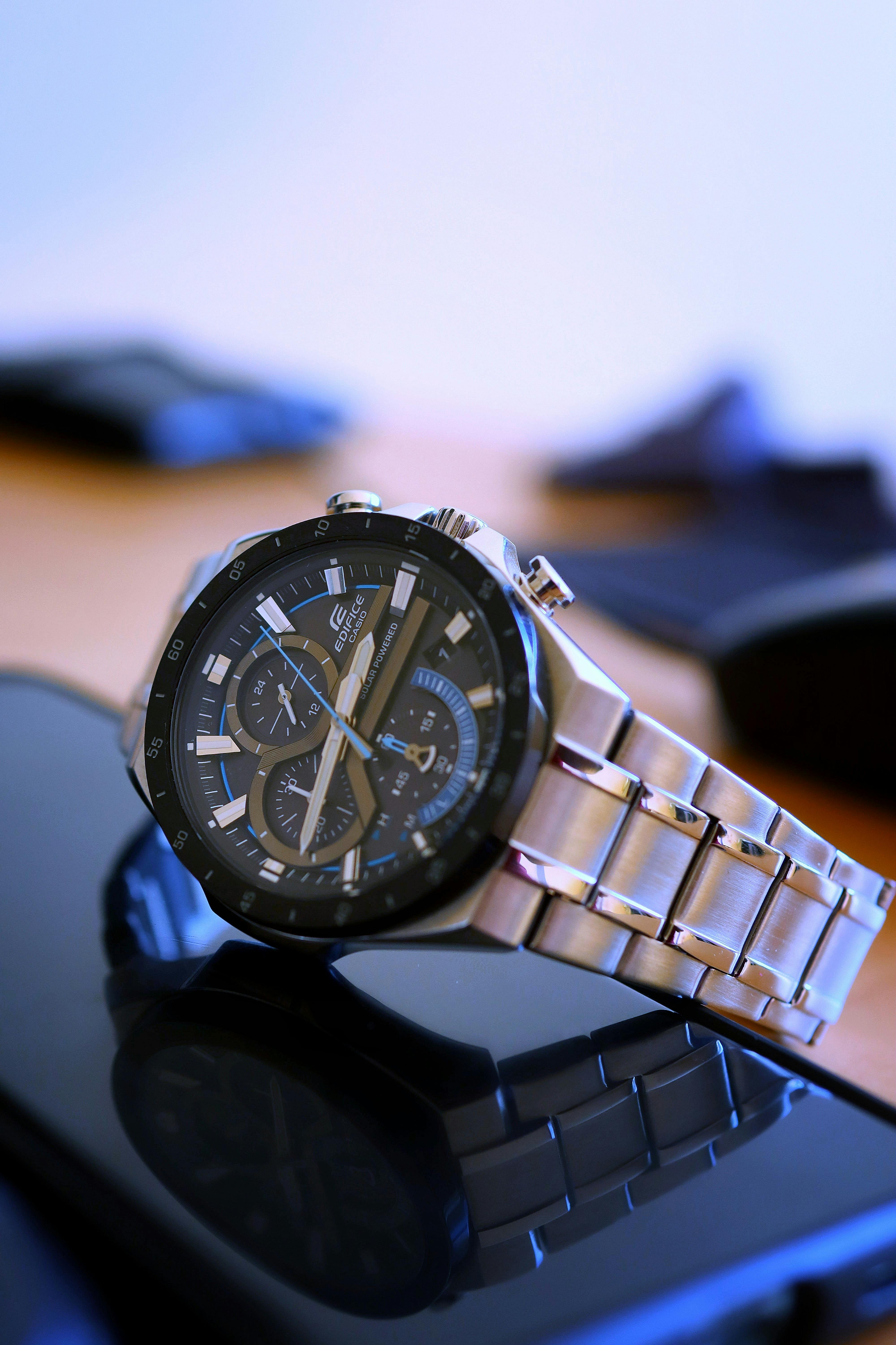 Casio edifice · Free Stock Photo