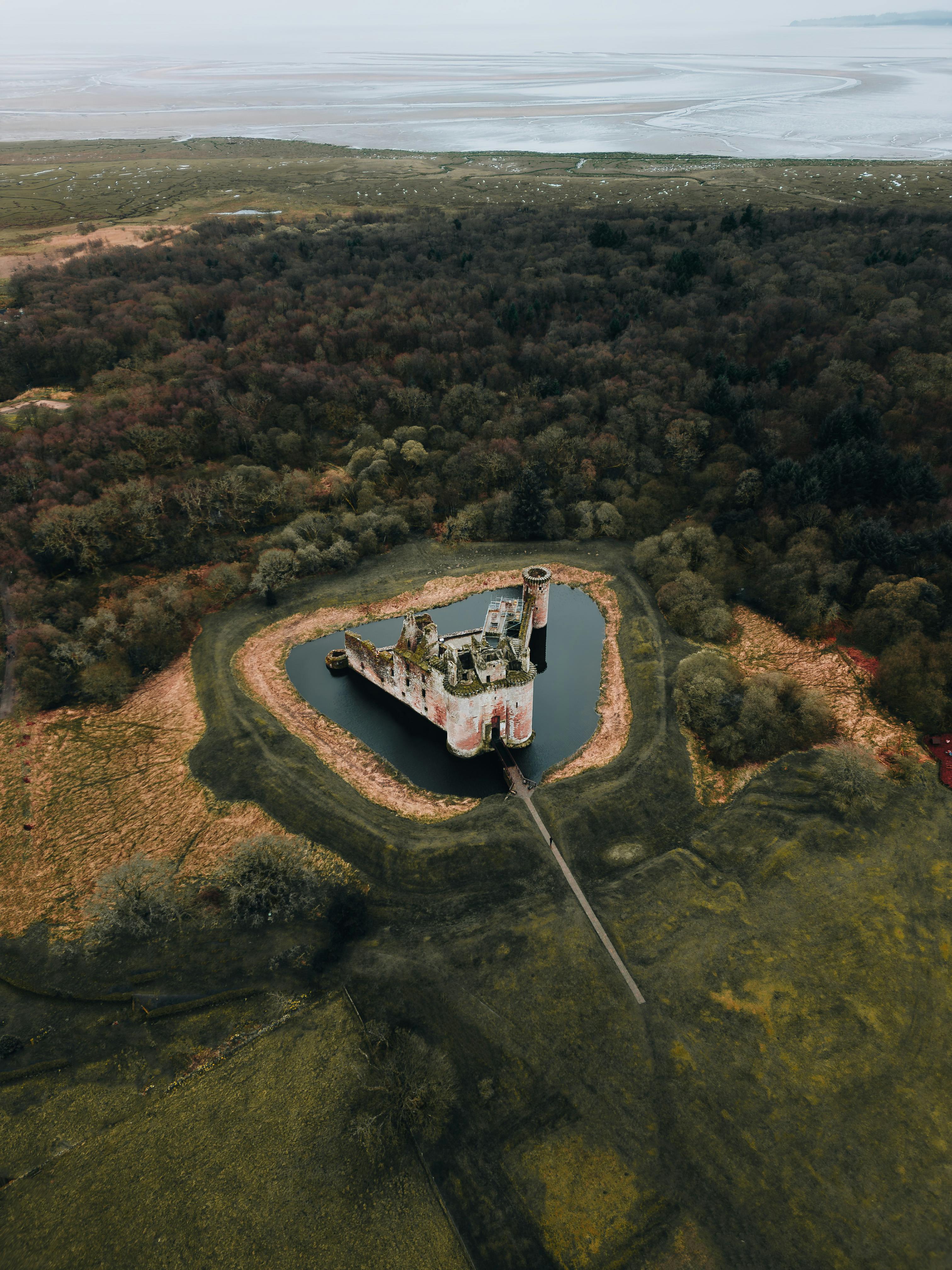 Castle with Moat · Free Stock Photo