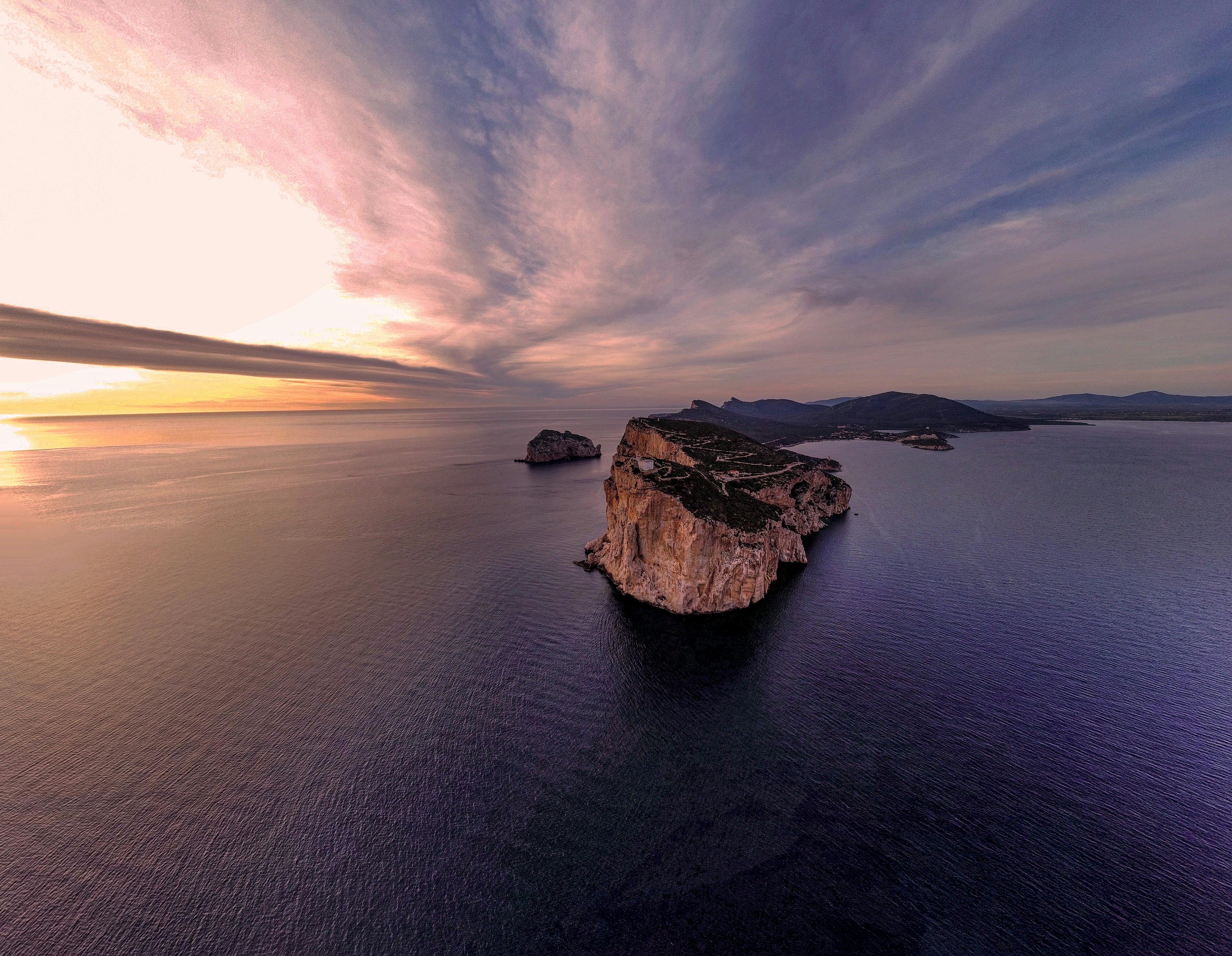 Birds Eye View of a Cliff · Free Stock Photo