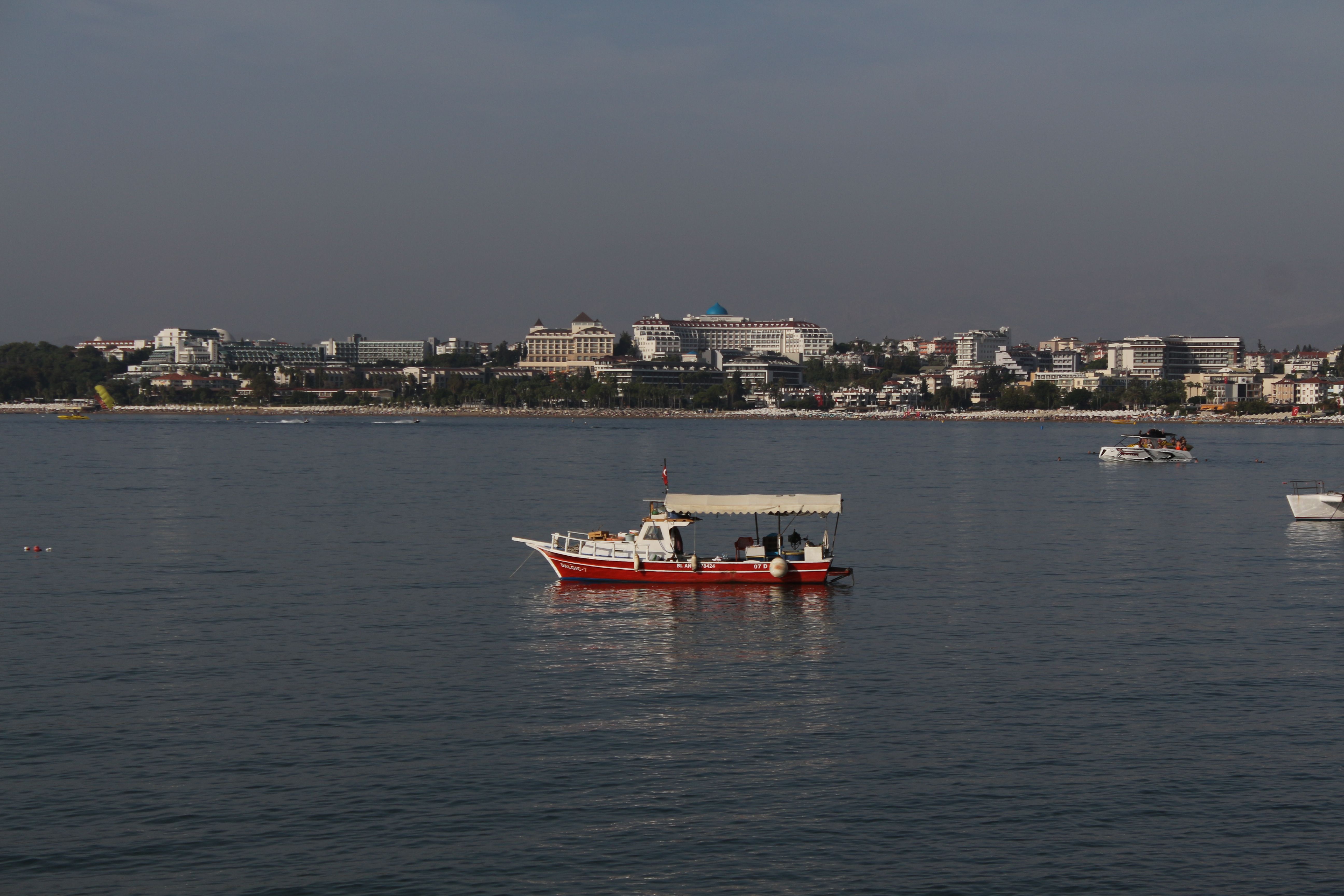 Conventional Boat Photos, Download The BEST Free Conventional Boat ...