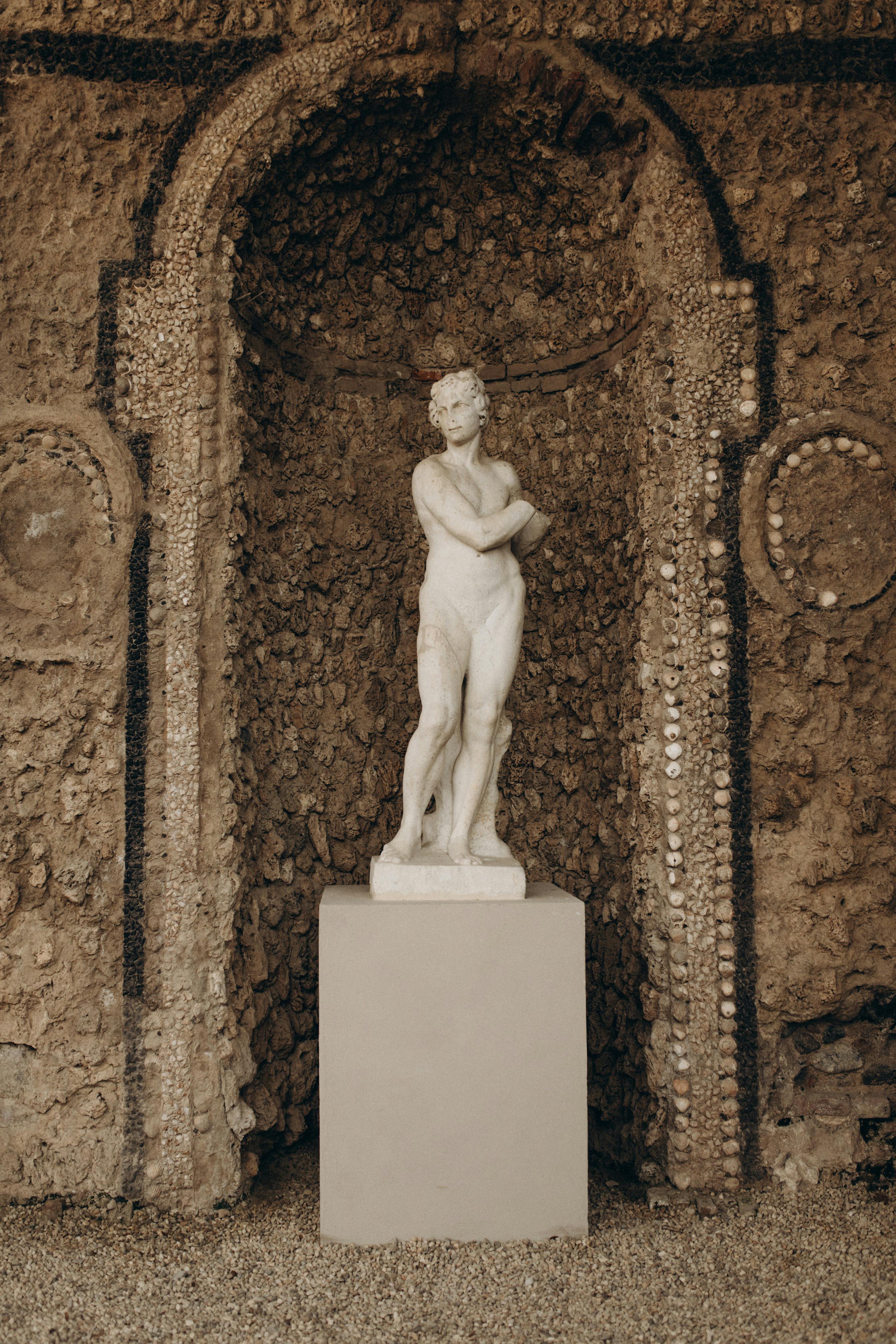 Marble Mantle Photos, Download The BEST Free Marble Mantle Stock Photos ...