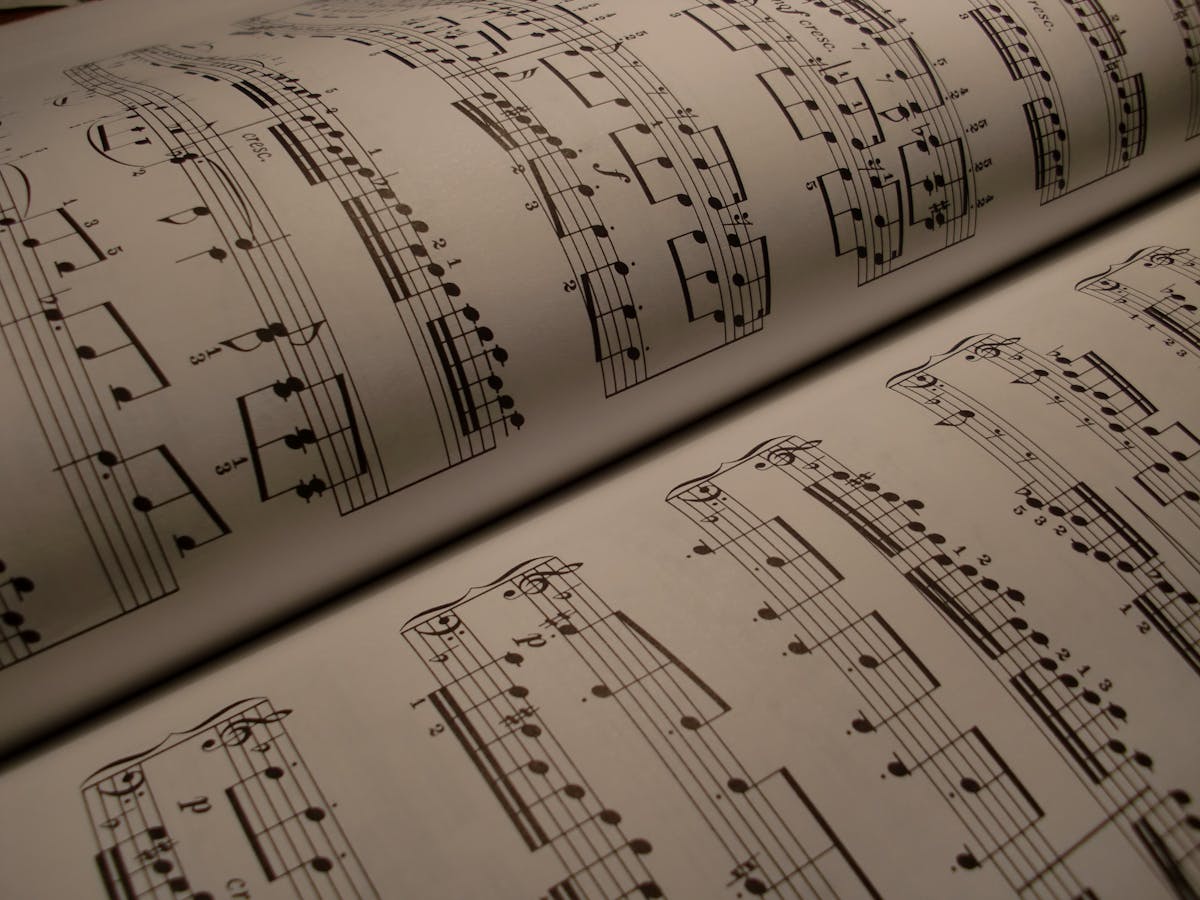Music Notes Photos, Download The BEST Free Music Notes Stock Photos ...