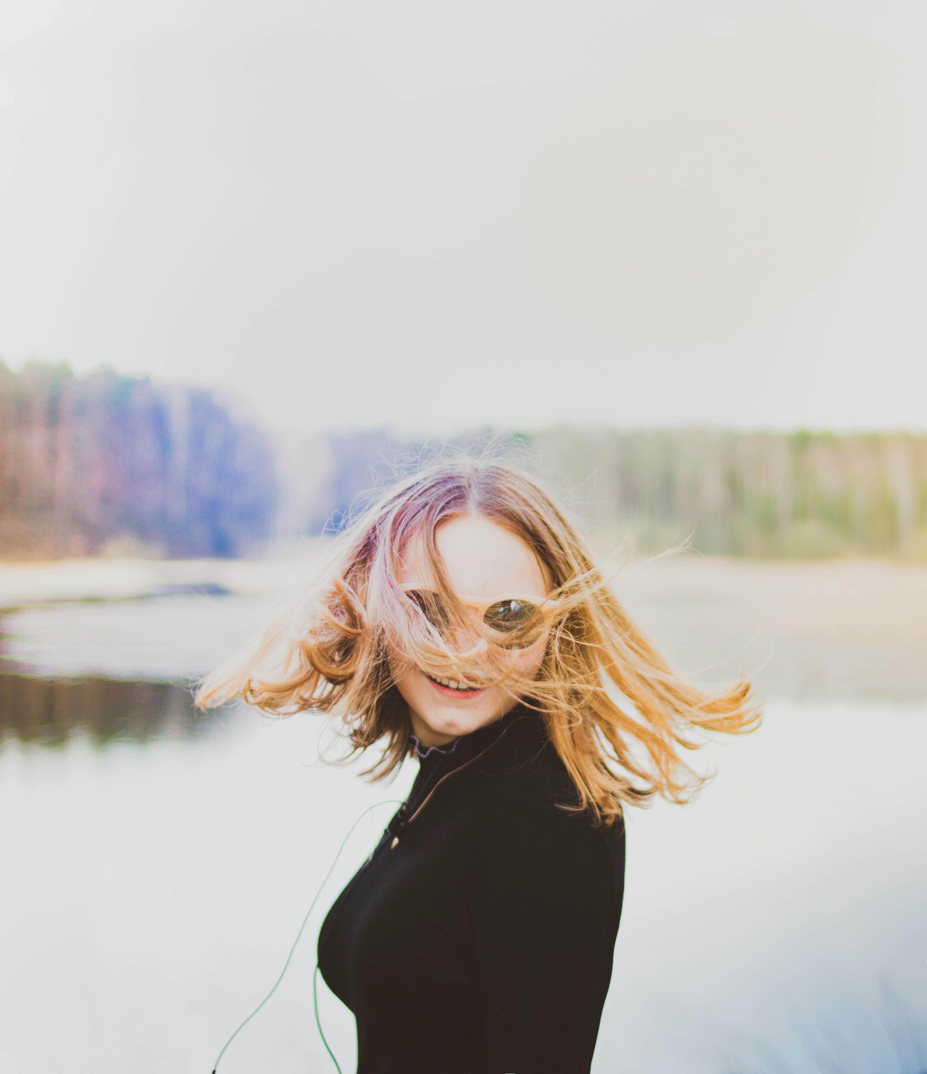 People Moving Photos, Download The BEST Free People Moving Stock Photos ...