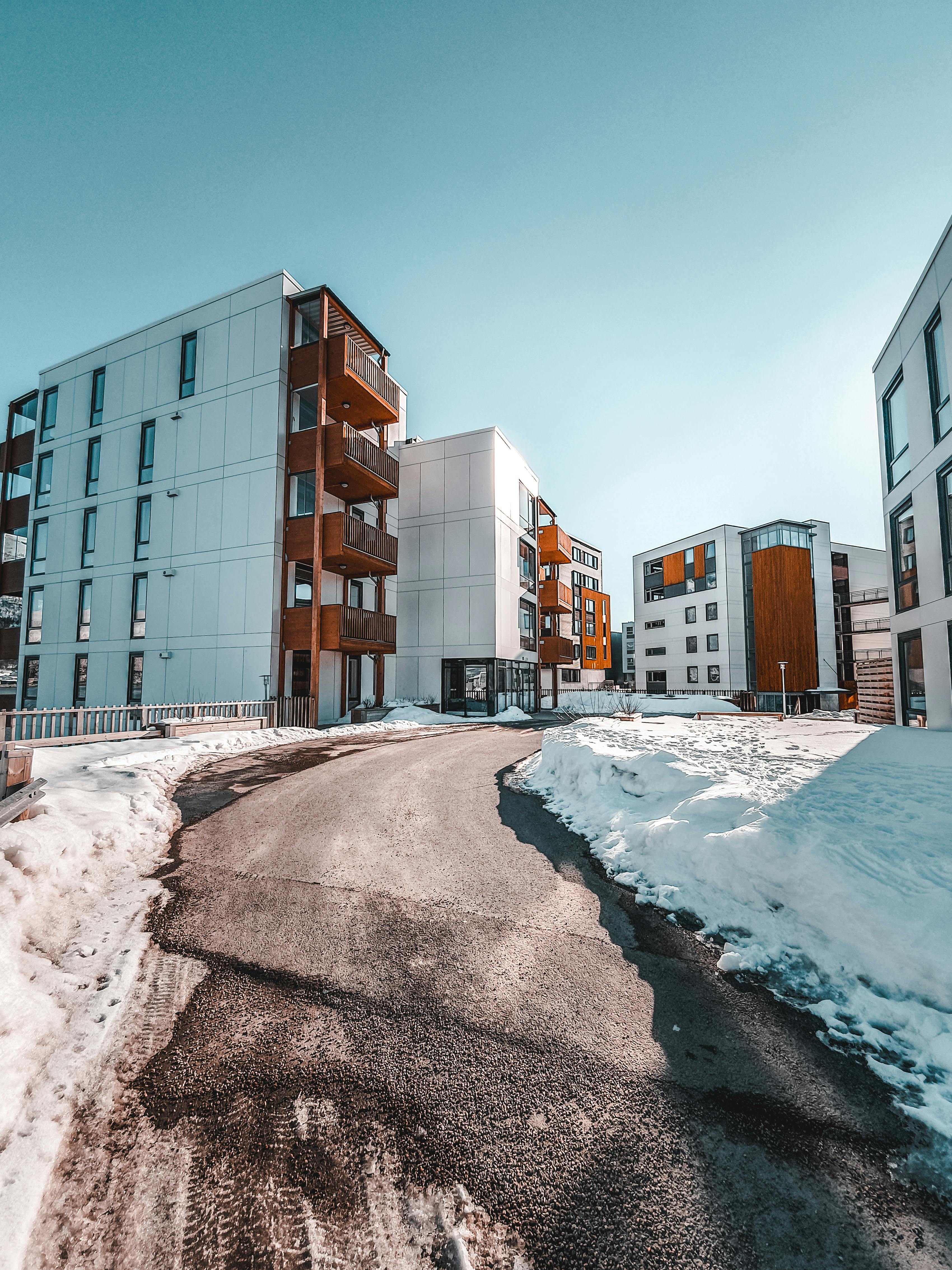 White Buildings · Free Stock Photo