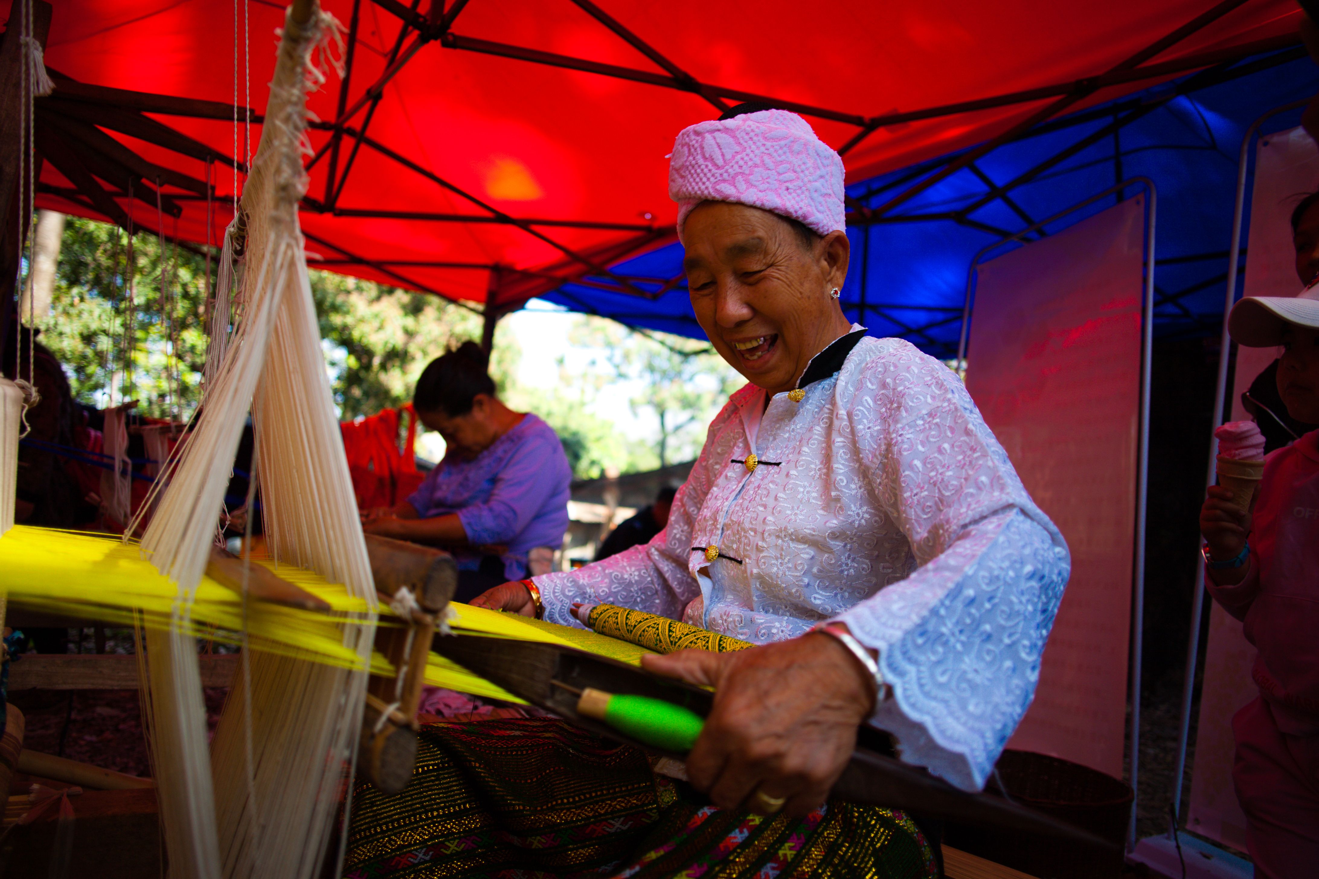 Group People Weaving Photos, Download The BEST Free Group People ...