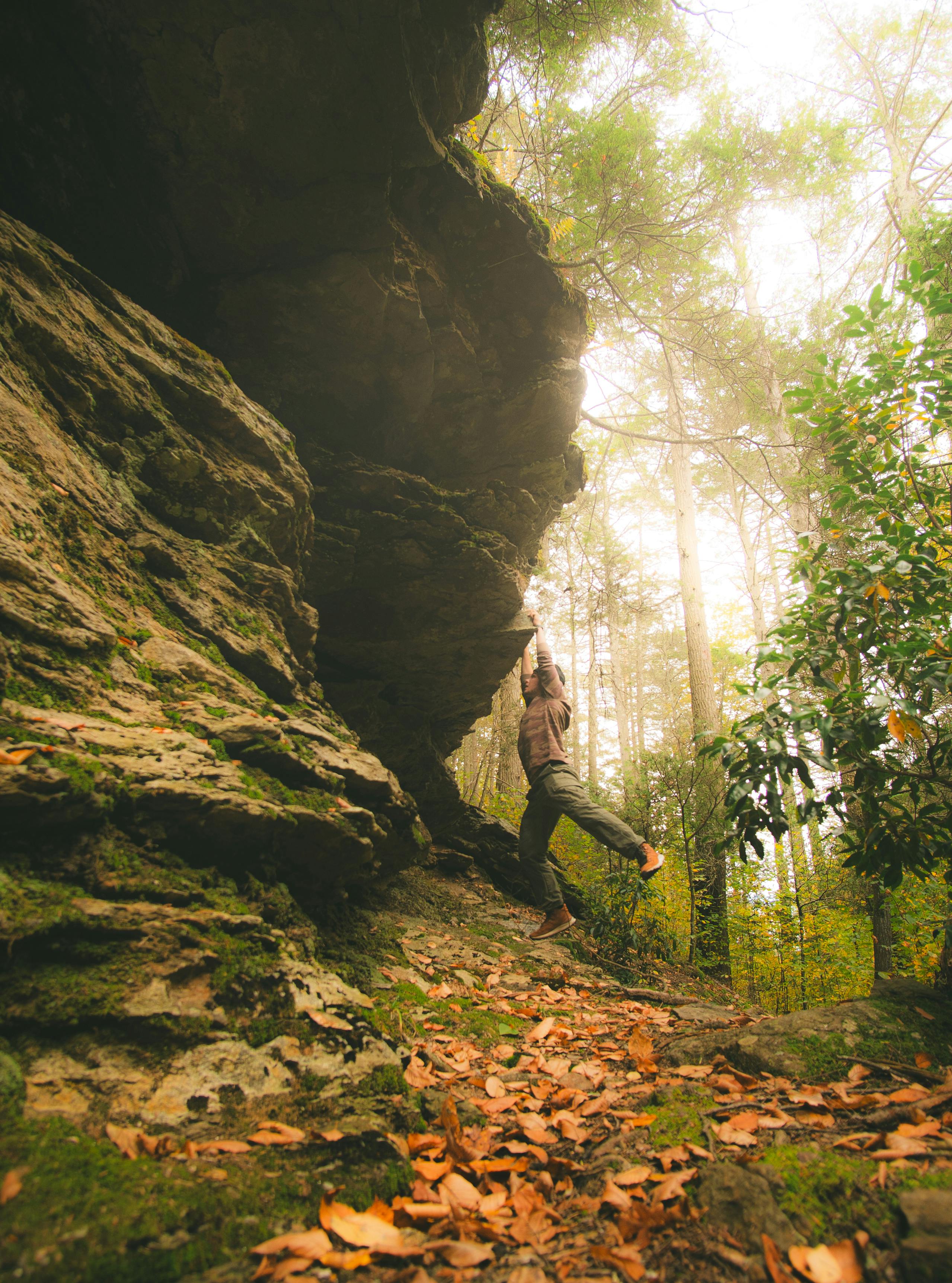 Hanging On Rock Photos, Download The BEST Free Hanging On Rock Stock ...