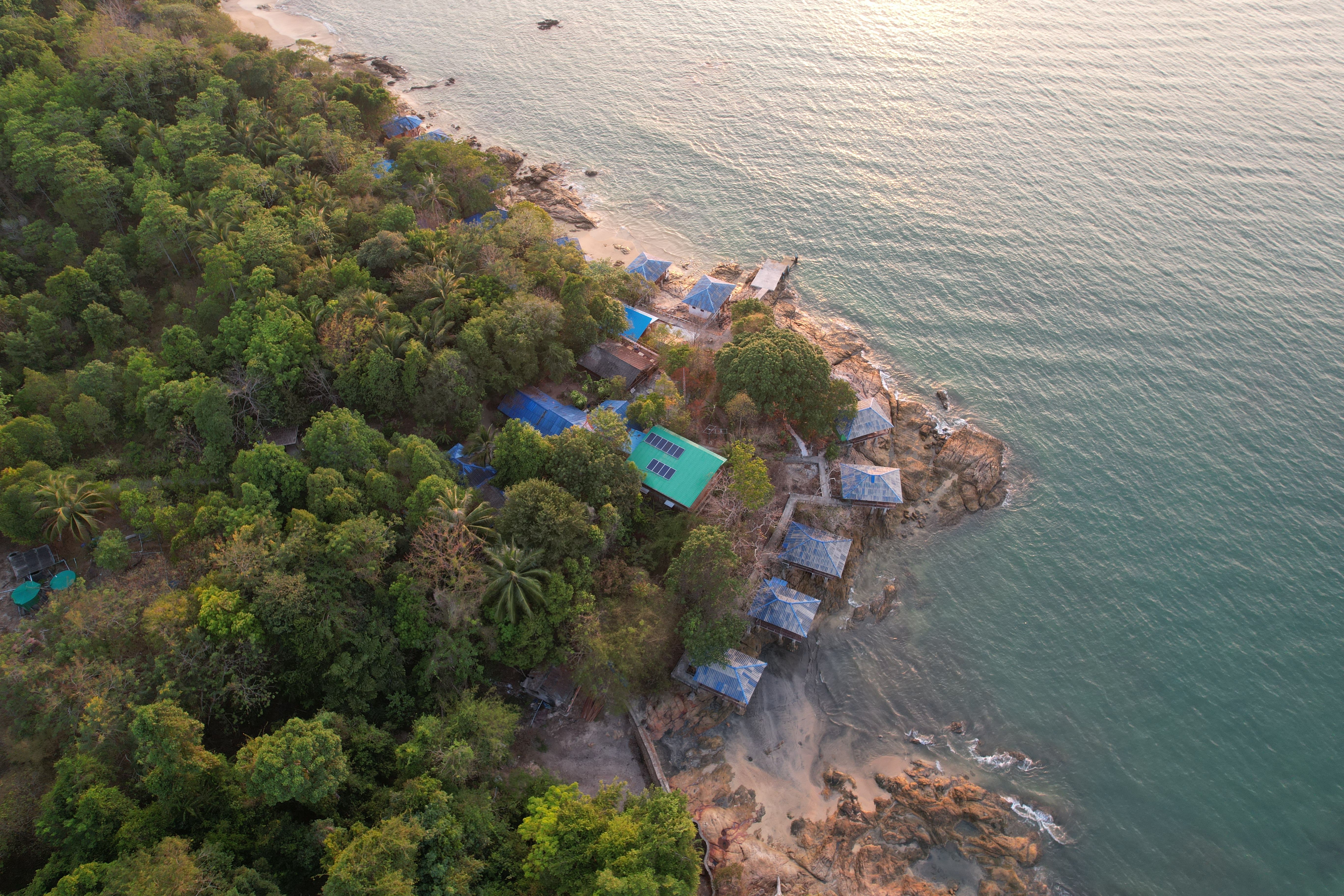 Village in Forest on Seashore · Free Stock Photo