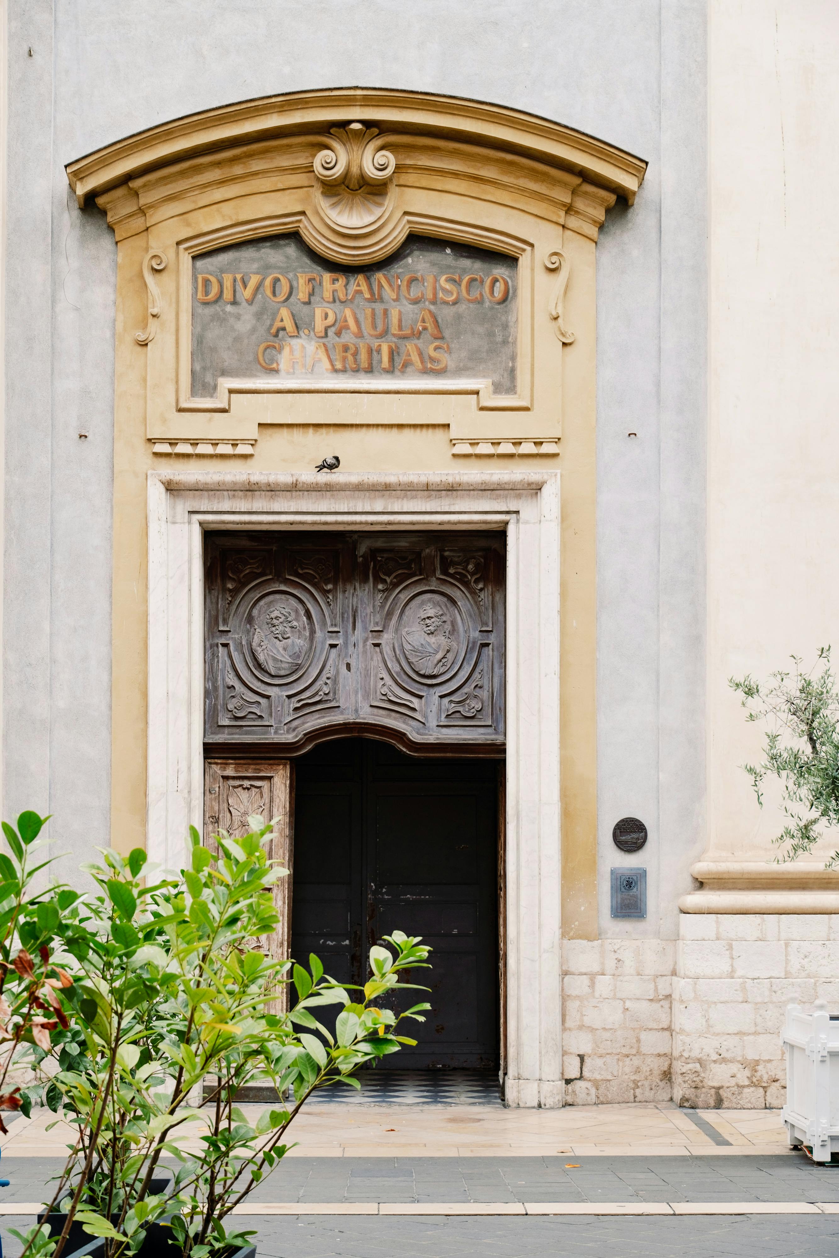Open Church Entrance · Free Stock Photo