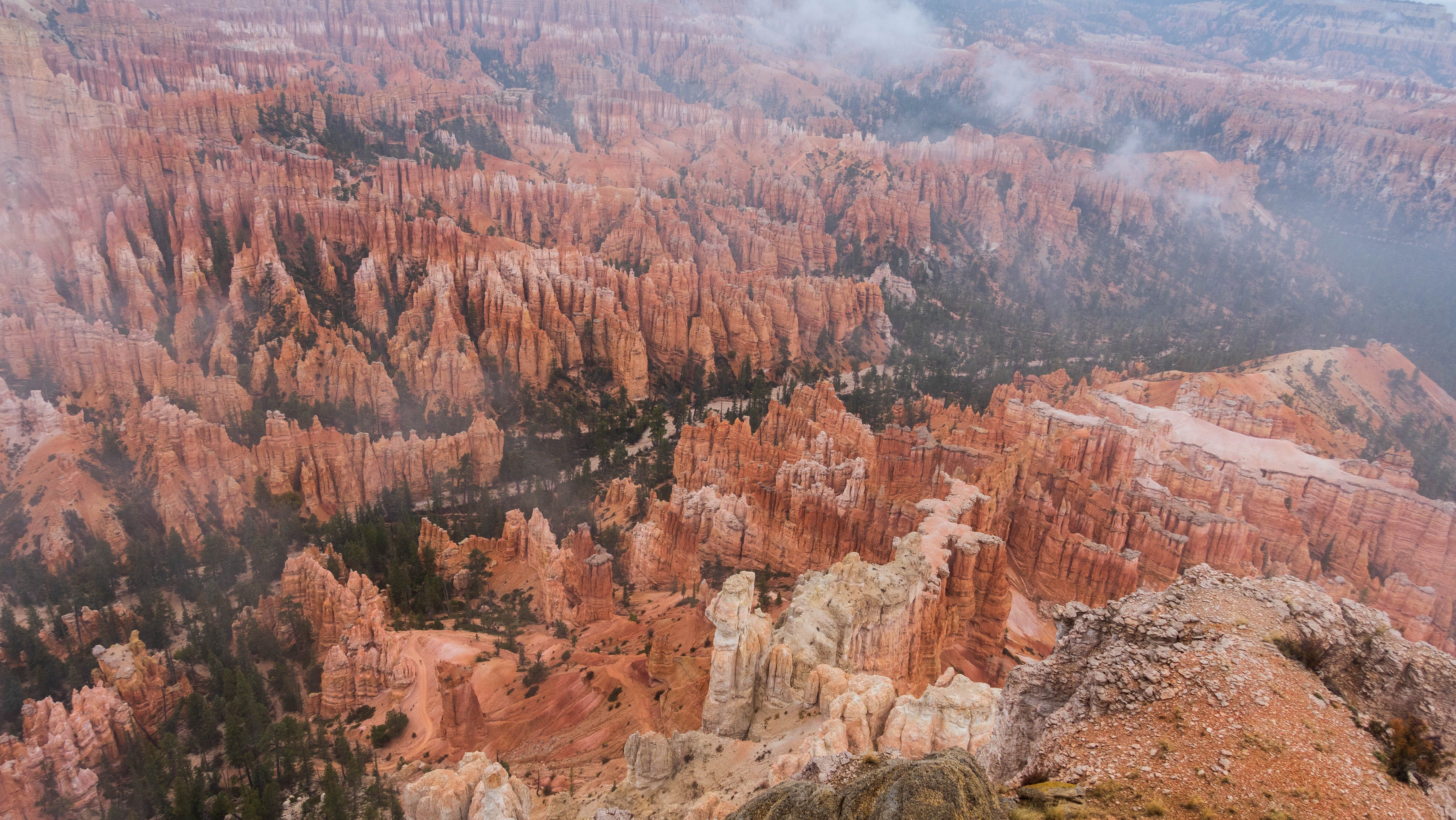 Bryce Canyon Landscape in Utah · Free Stock Photo