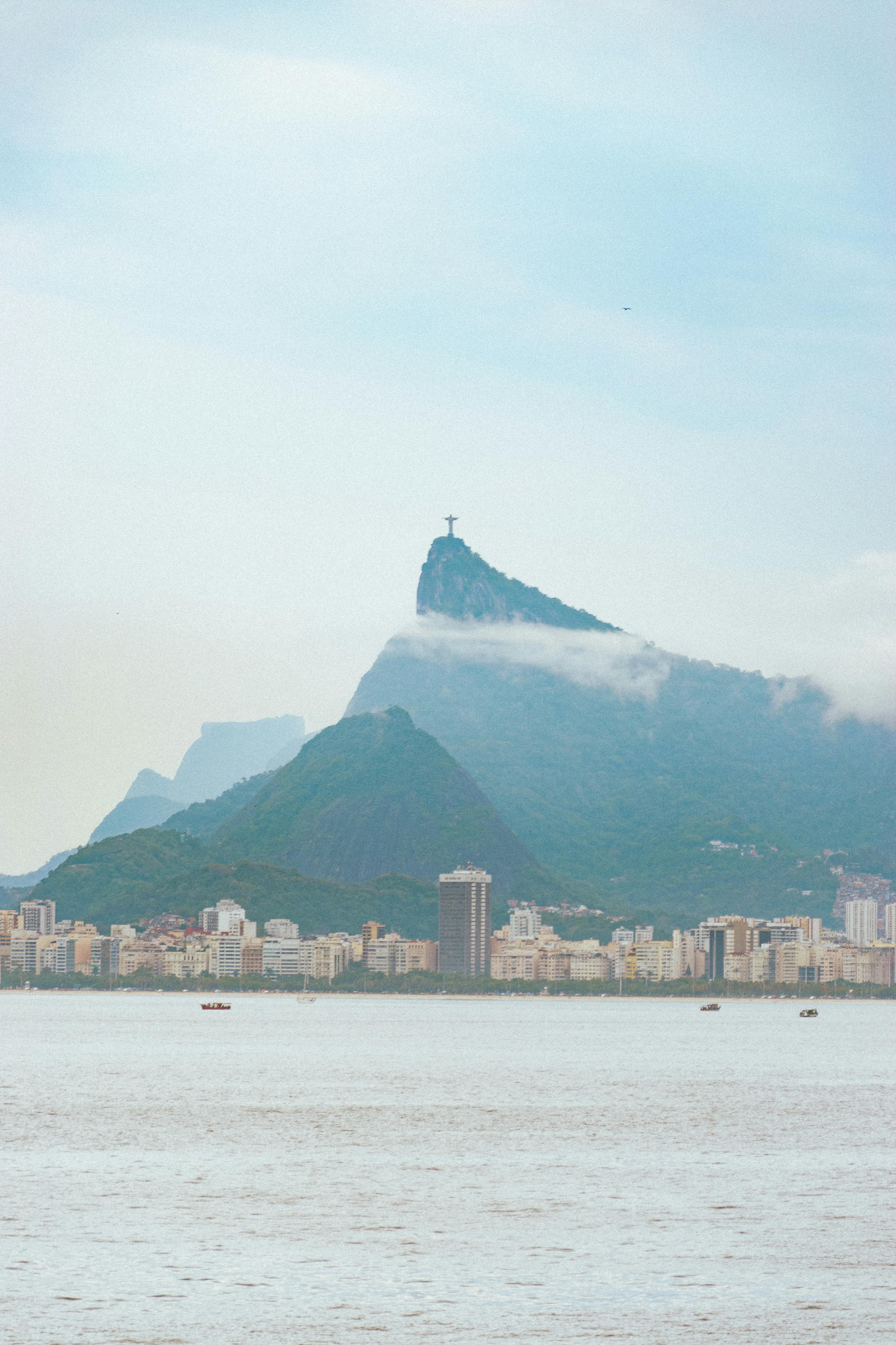 Christ the Redeemer Statue in Rio de Janeiro · Free Stock Photo