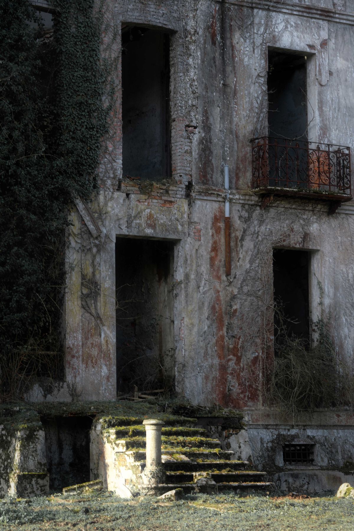 Dilapidated Wall Photos, Download The BEST Free Dilapidated Wall Stock ...