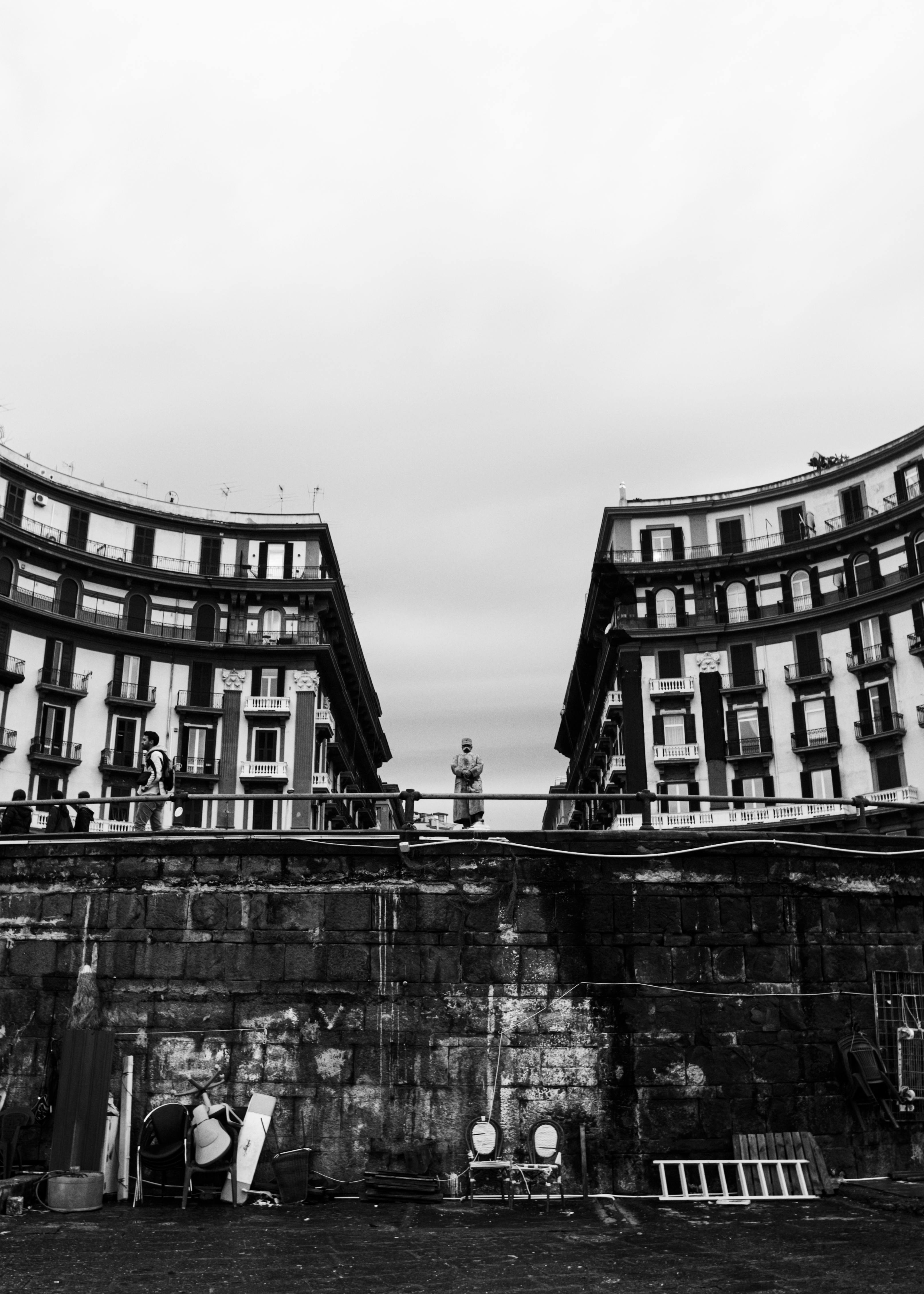 Black And White Old Building Landscape Photos, Download The BEST Free ...