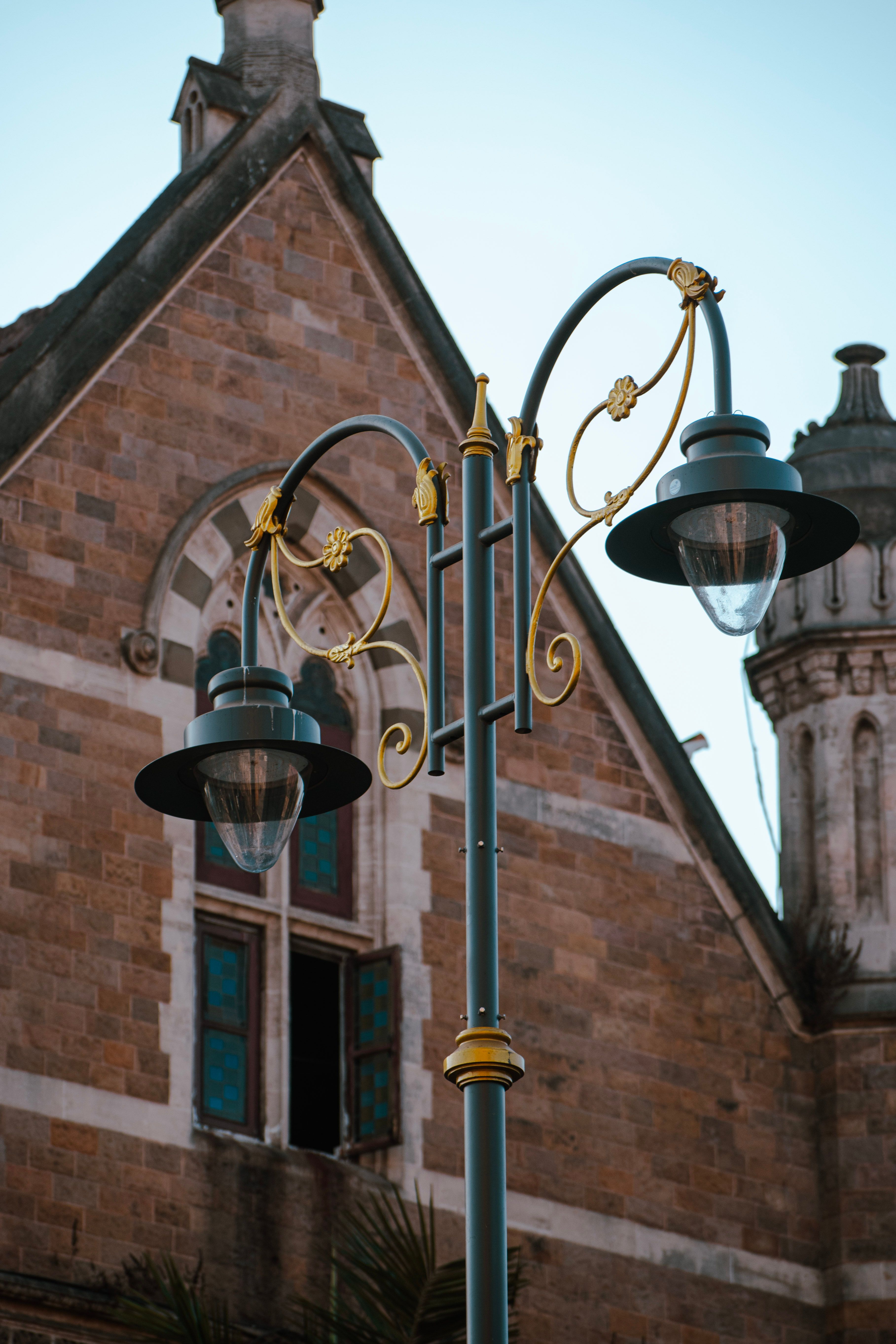 Street Lamp by a Building · Free Stock Photo