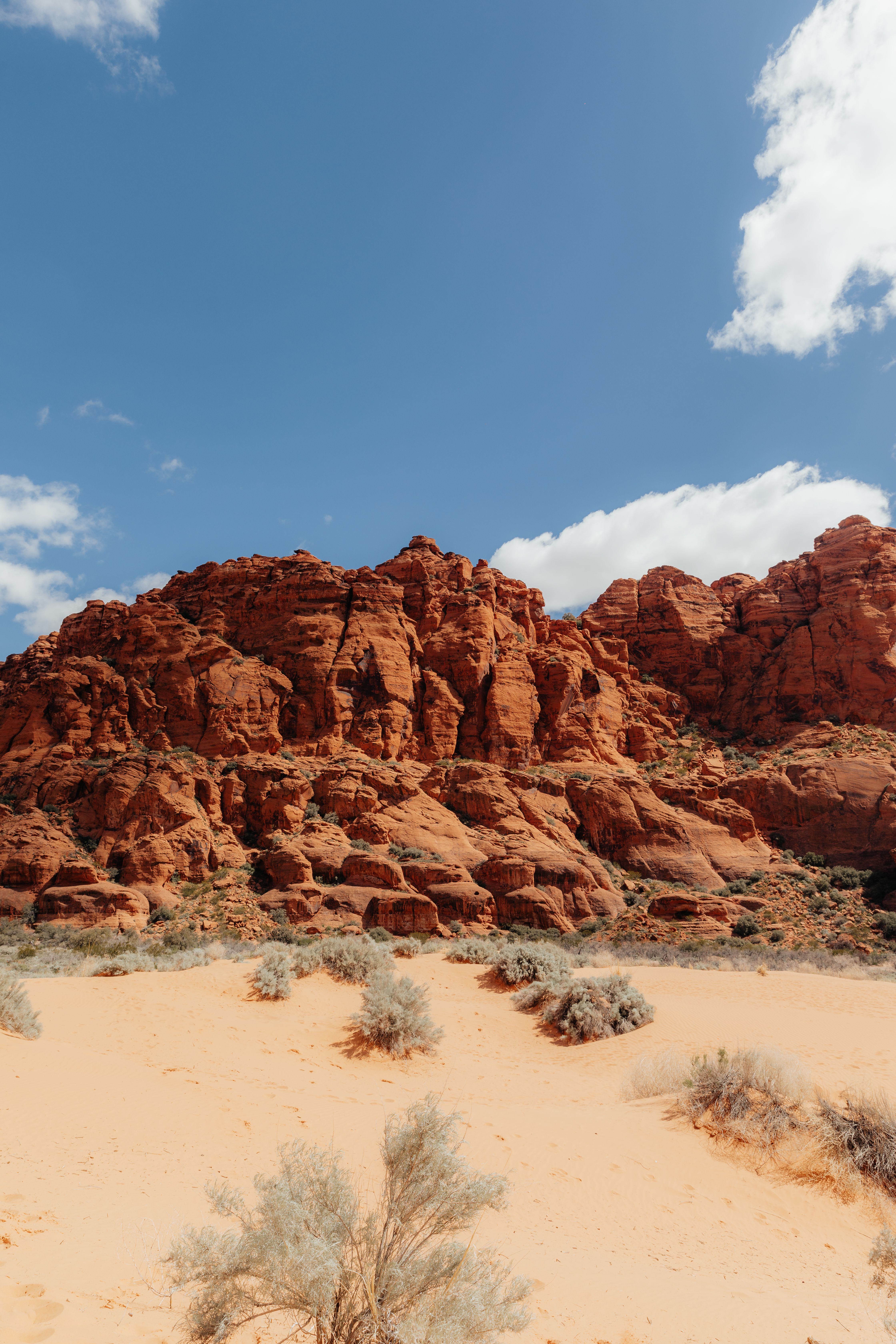 Arid Canyon in Utah in USA · Free Stock Photo