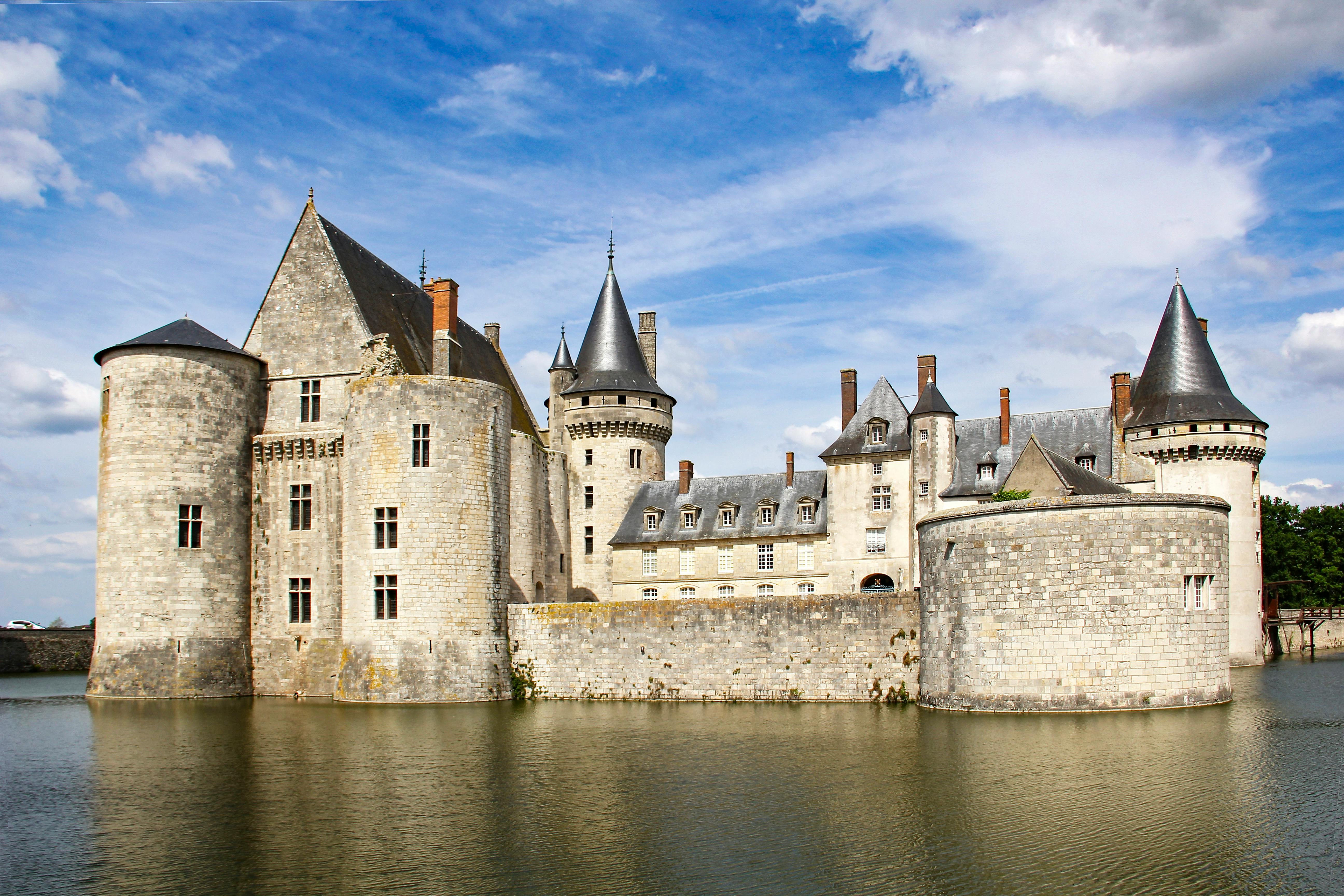 Sully-sur-Loire Castle in Sully-sur-Loire Town in France · Free Stock Photo