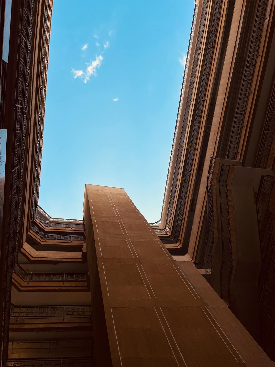 Multi Level Modern Building · Free Stock Photo Multi Level Modern Building · Free Stock Photo