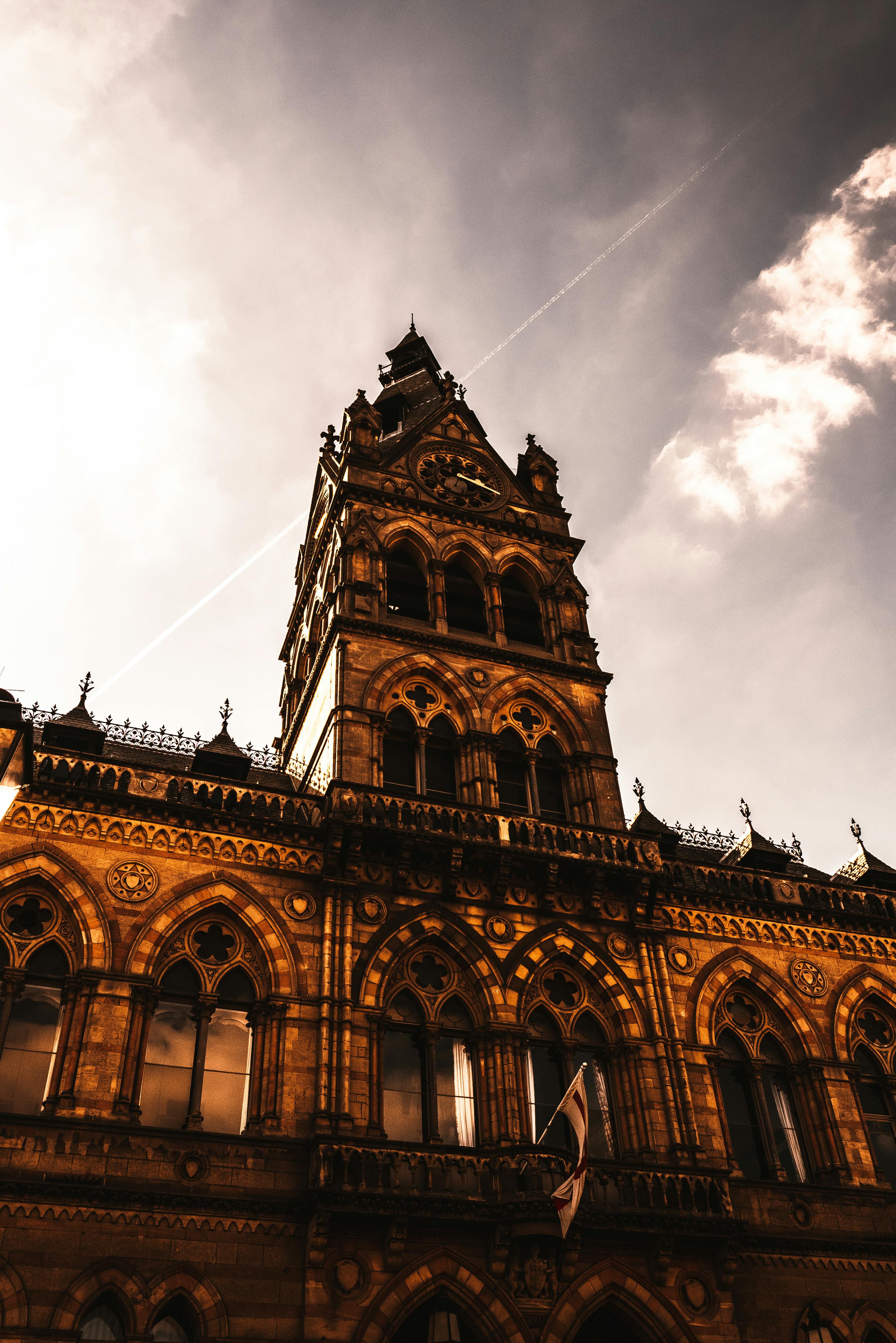 Brown Concrete Building during Golden Hour · Free Stock Photo