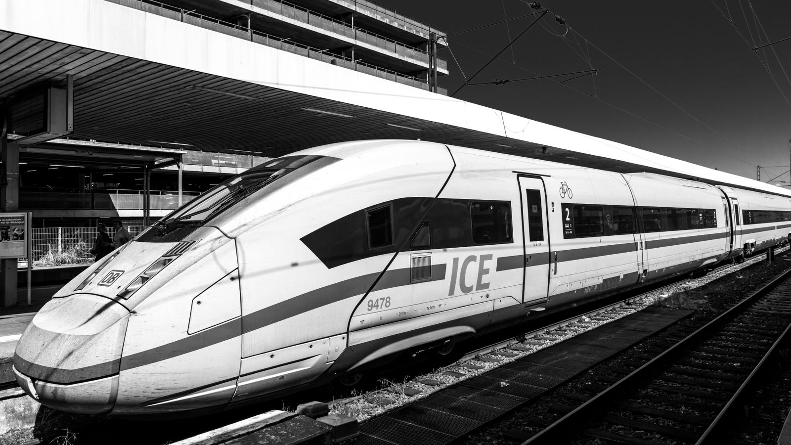 Train Images Photos, Download The BEST Free Train Images Stock Photos ...