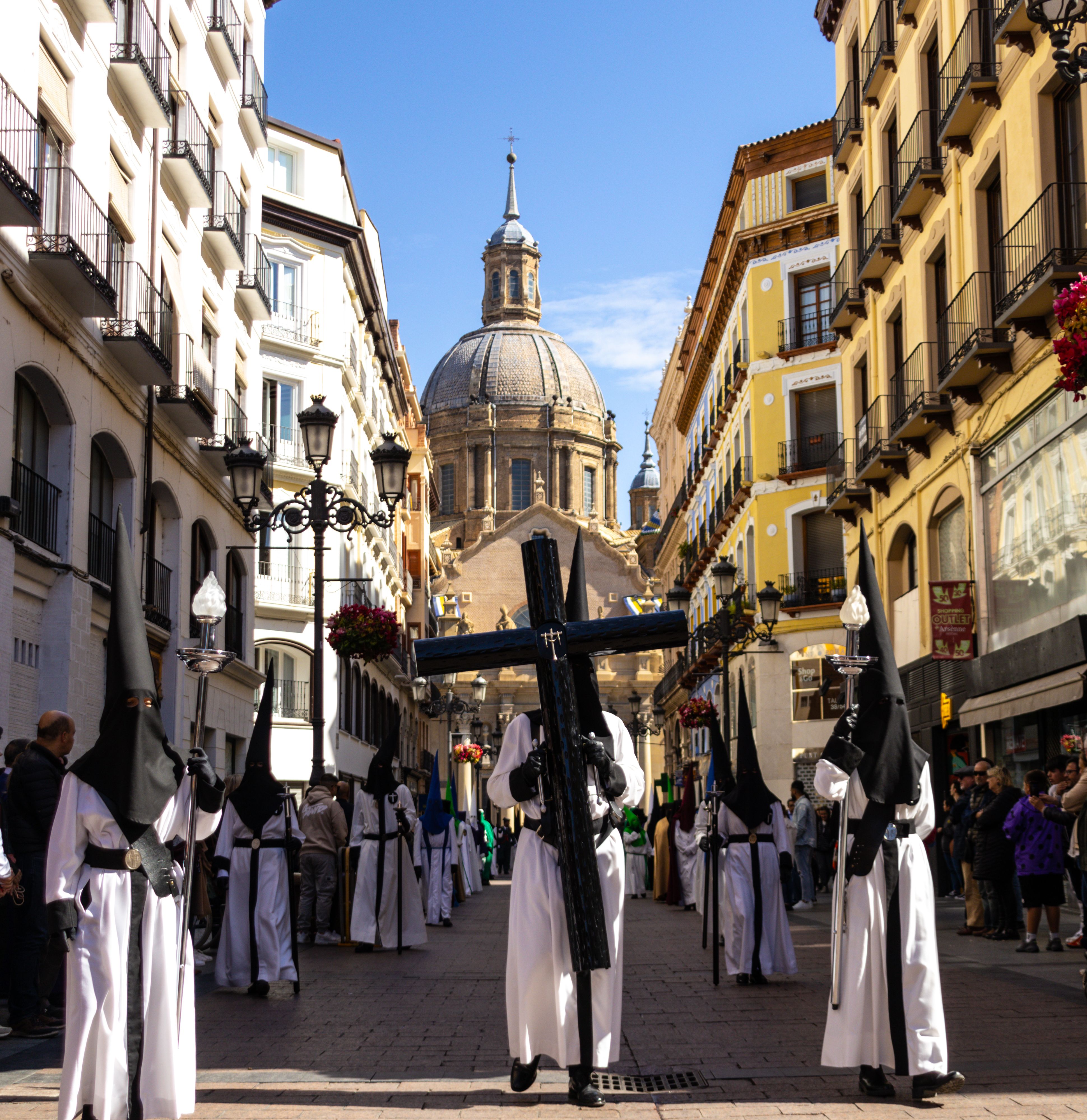 Men Wearing Traditional Costumes on a Parade in Spain · Free Stock Photo