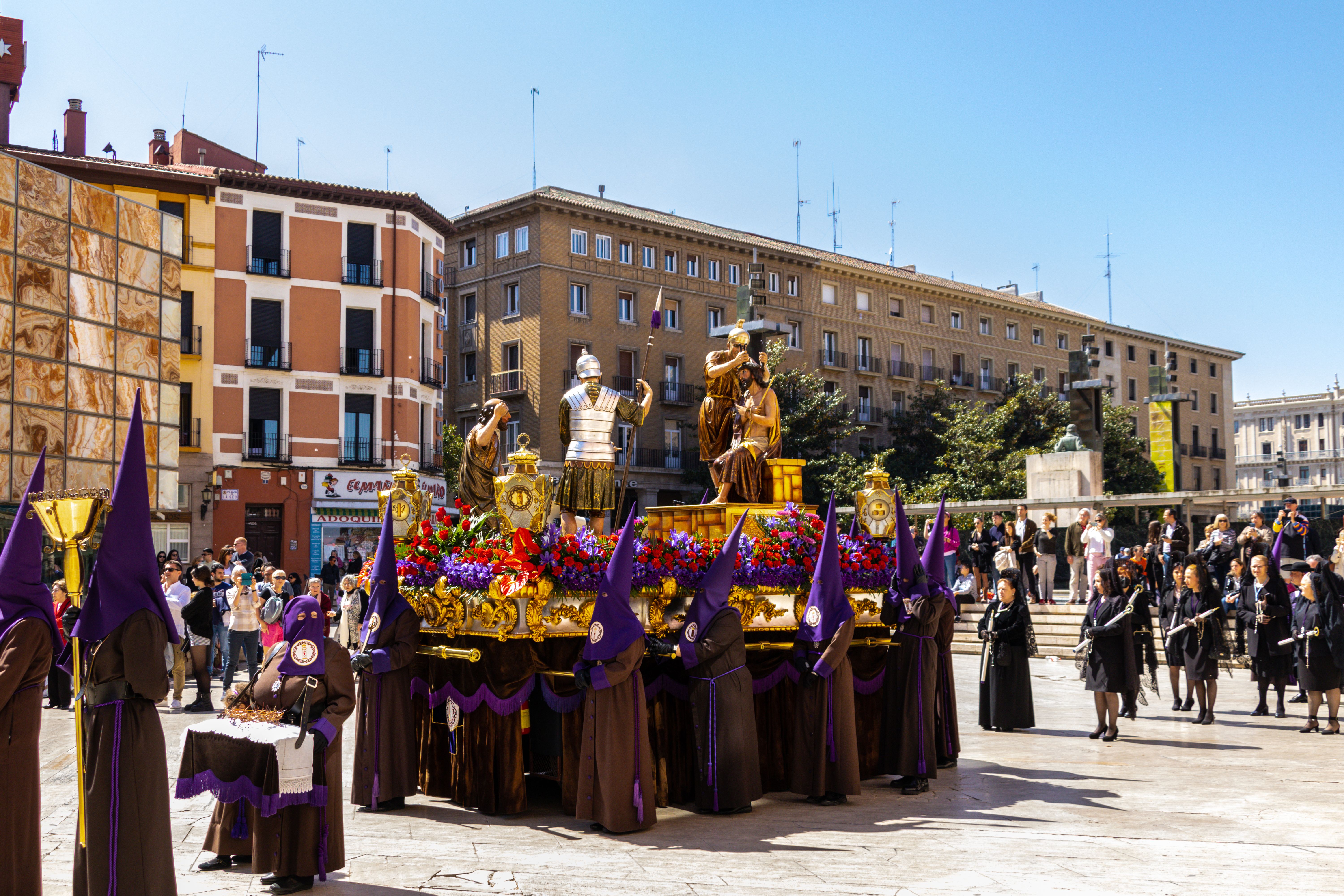 Men Wearing Traditional Costumes on a Parade in Spain · Free Stock Photo