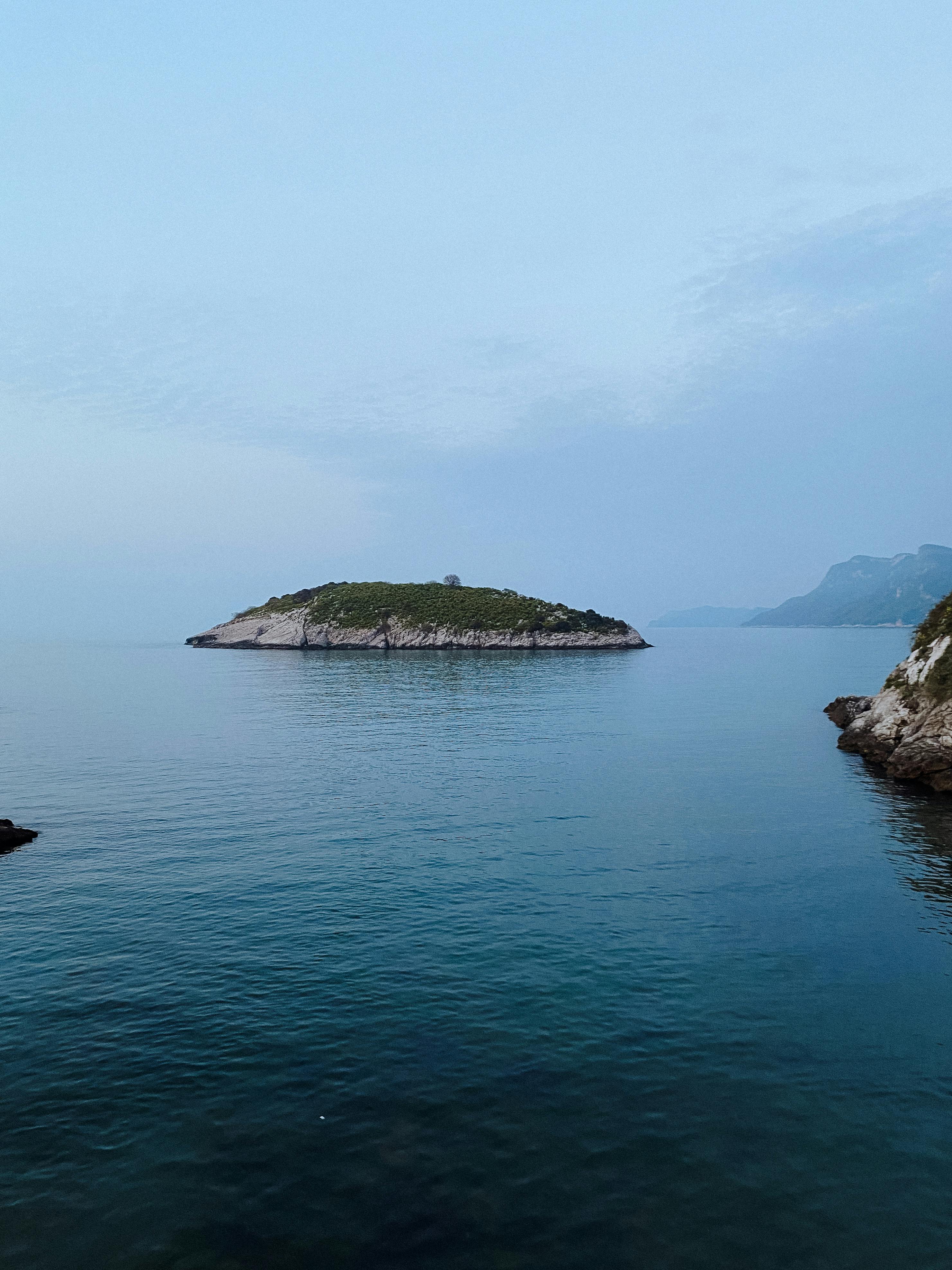 Snake Island Photos, Download The BEST Free Snake Island Stock Photos ...