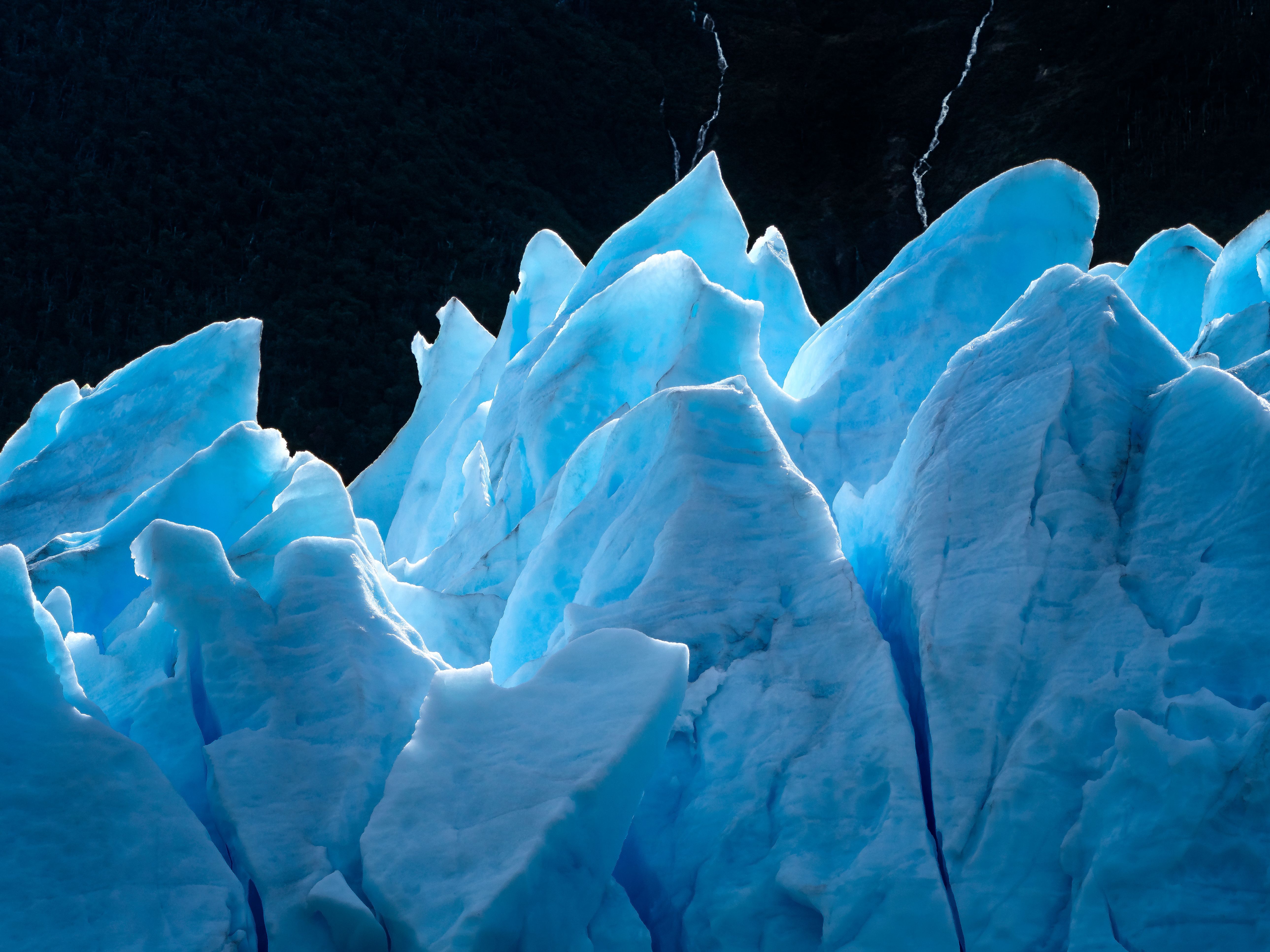 Blue Pieces of Ice · Free Stock Photo