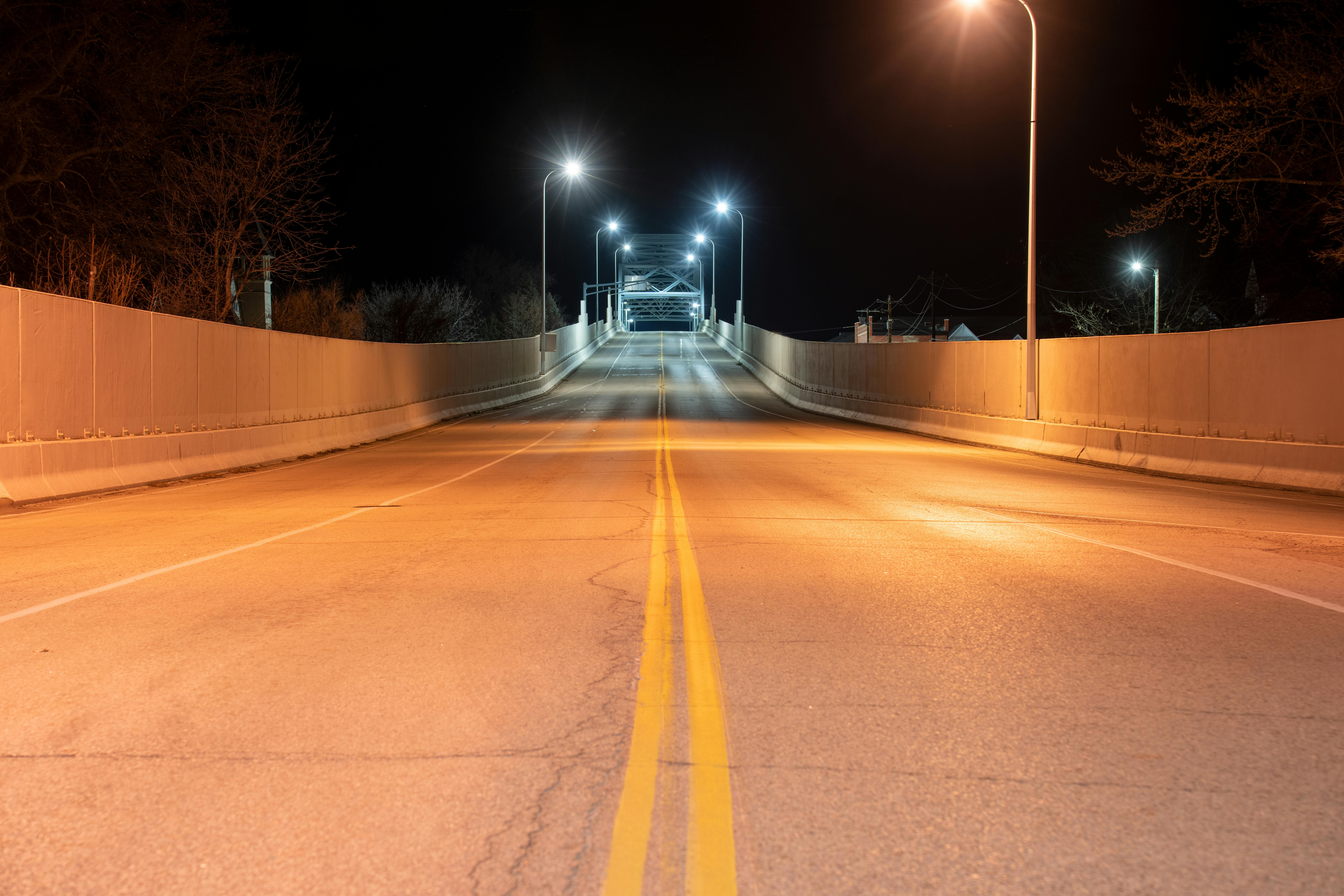 Empty Road at Night · Free Stock Photo