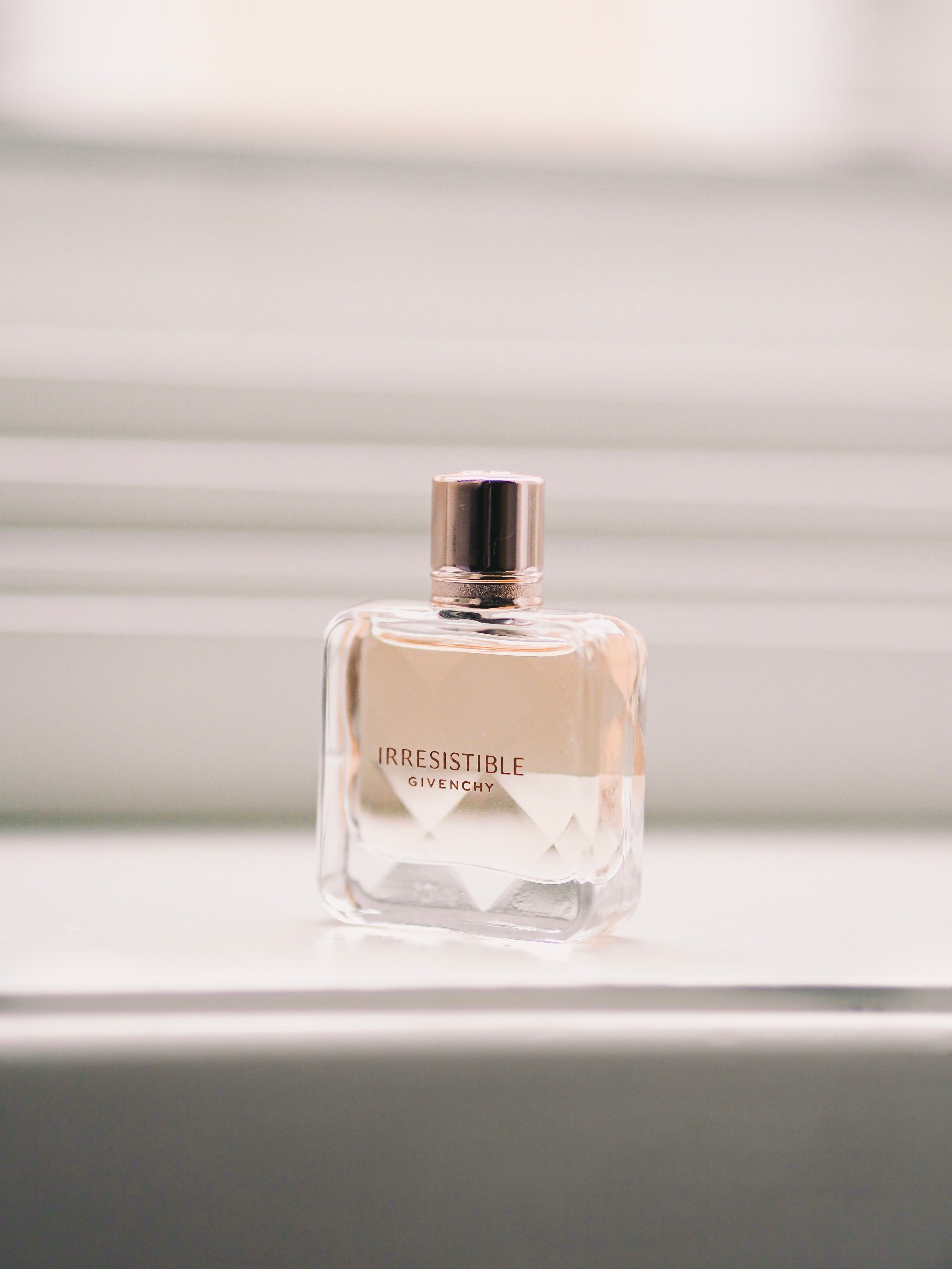 Vial of Perfume · Free Stock Photo