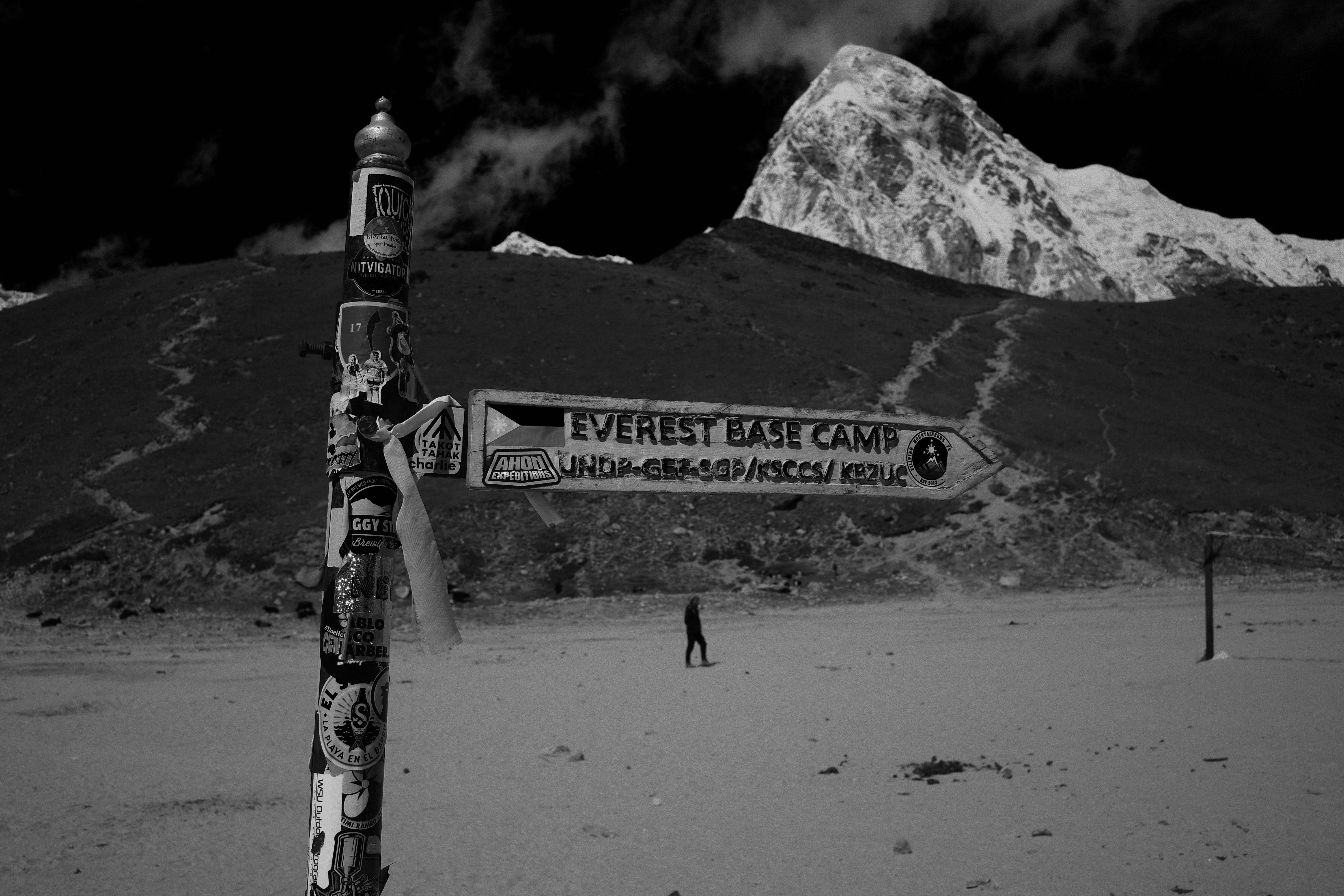 Directional Sign to Everest Base Camp in Nepal · Free Stock Photo