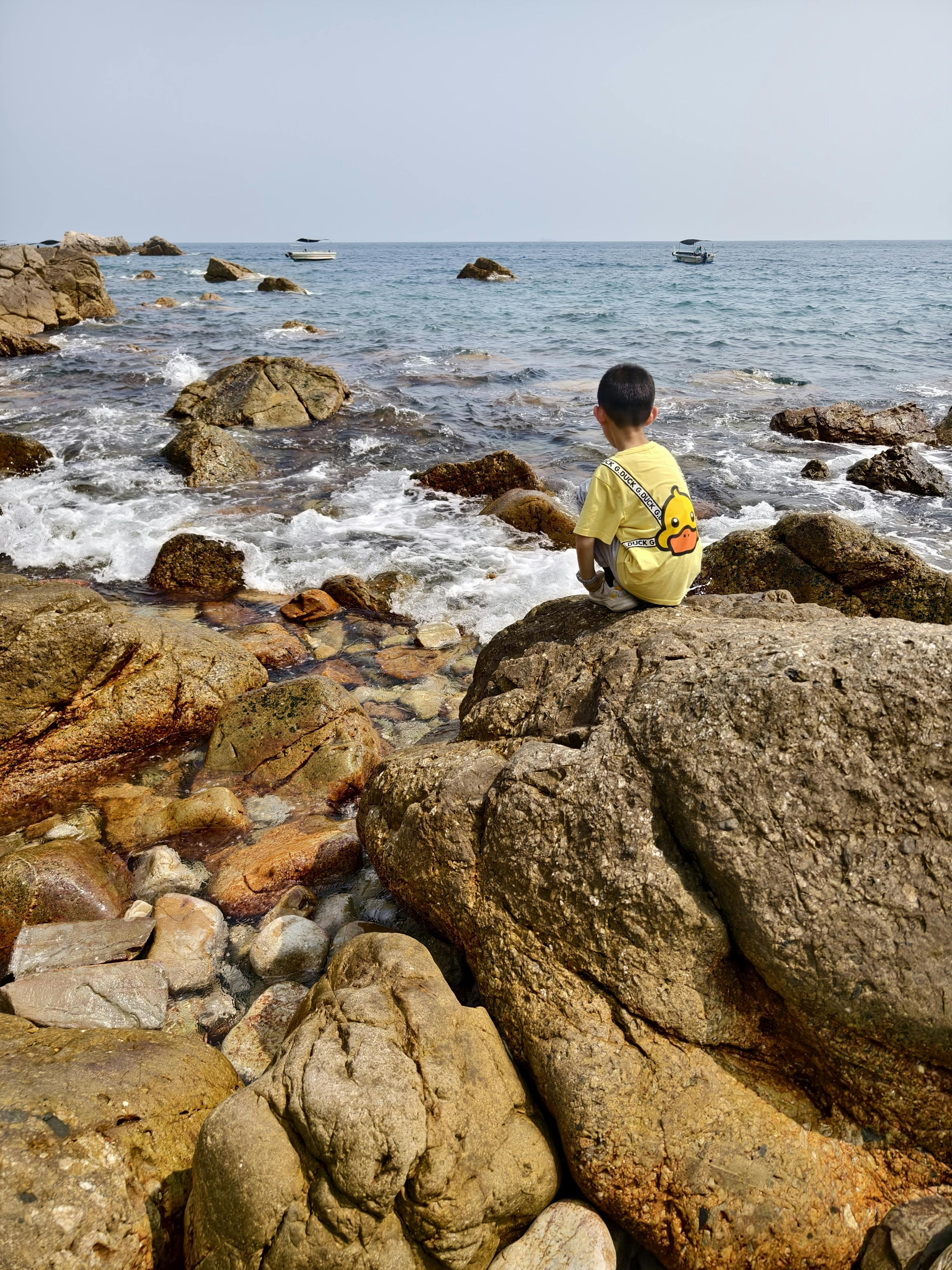 Sitting On Rocks Photos, Download The BEST Free Sitting On Rocks Stock ...
