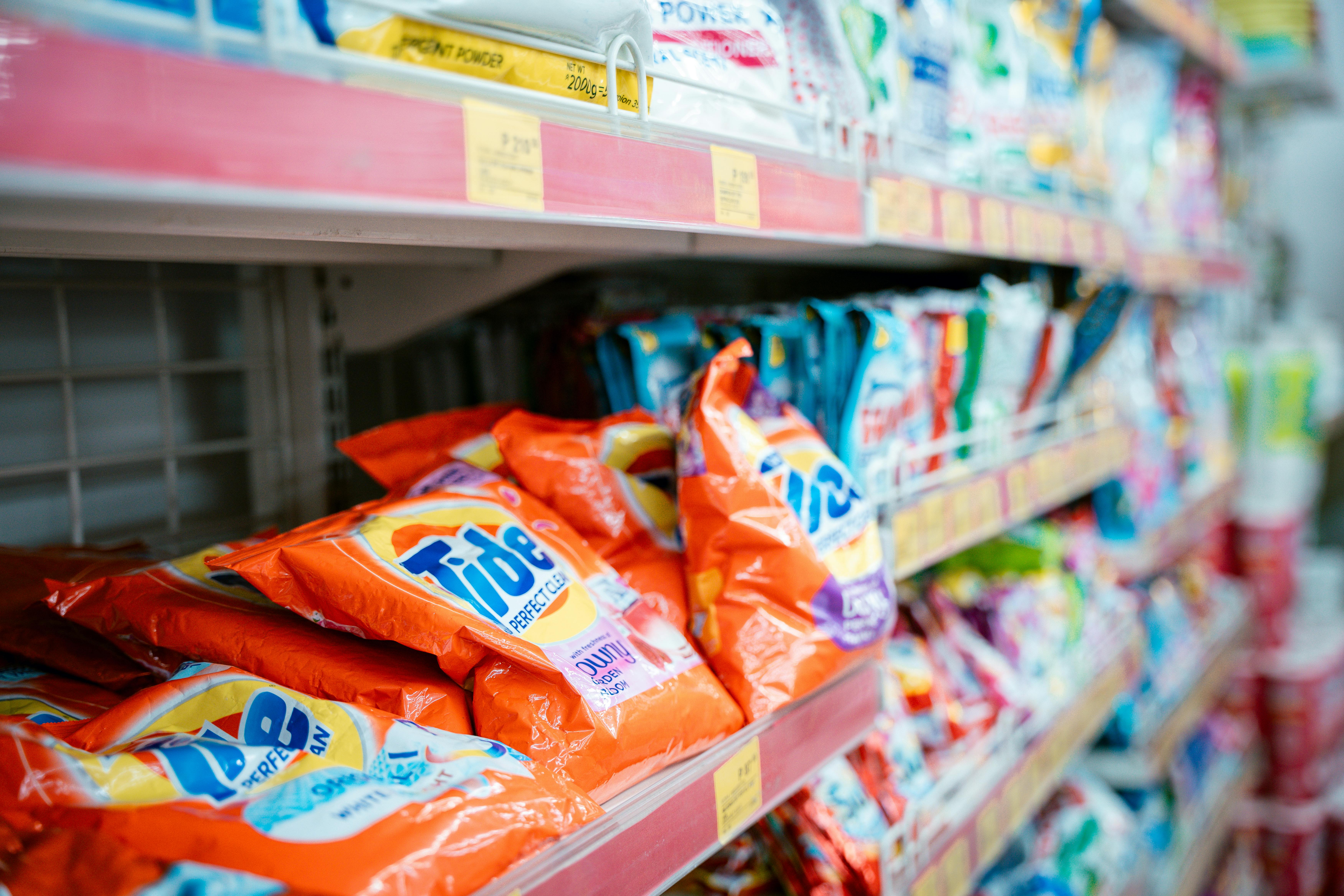 Laundry Detergent on Shelf in Supermarket · Free Stock Photo