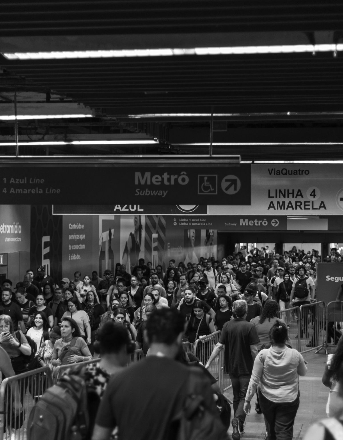 Subway Crowd Photos, Download The BEST Free Subway Crowd Stock Photos ...