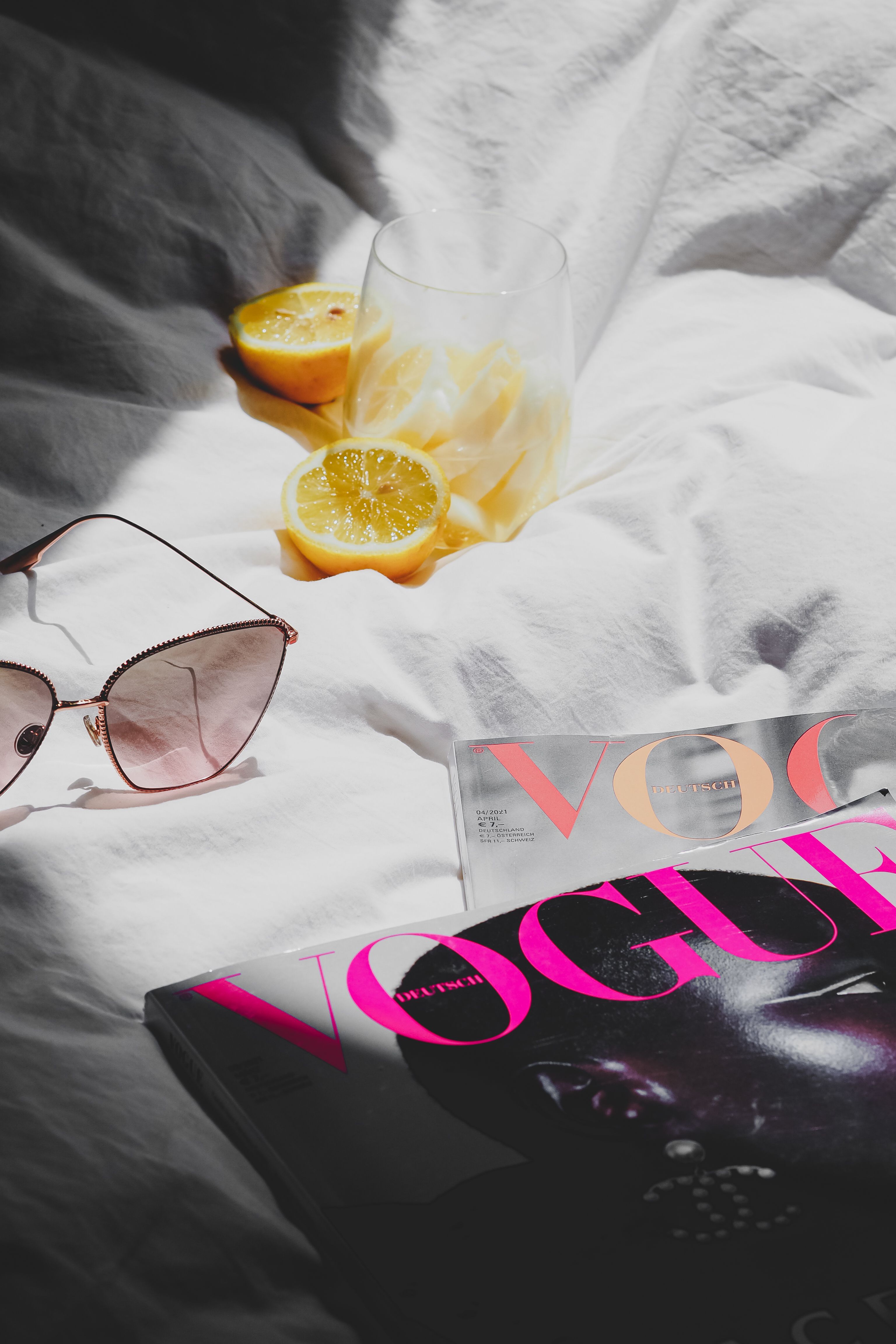 Magazines Backgrounds Photos, Download The BEST Free Magazines ...