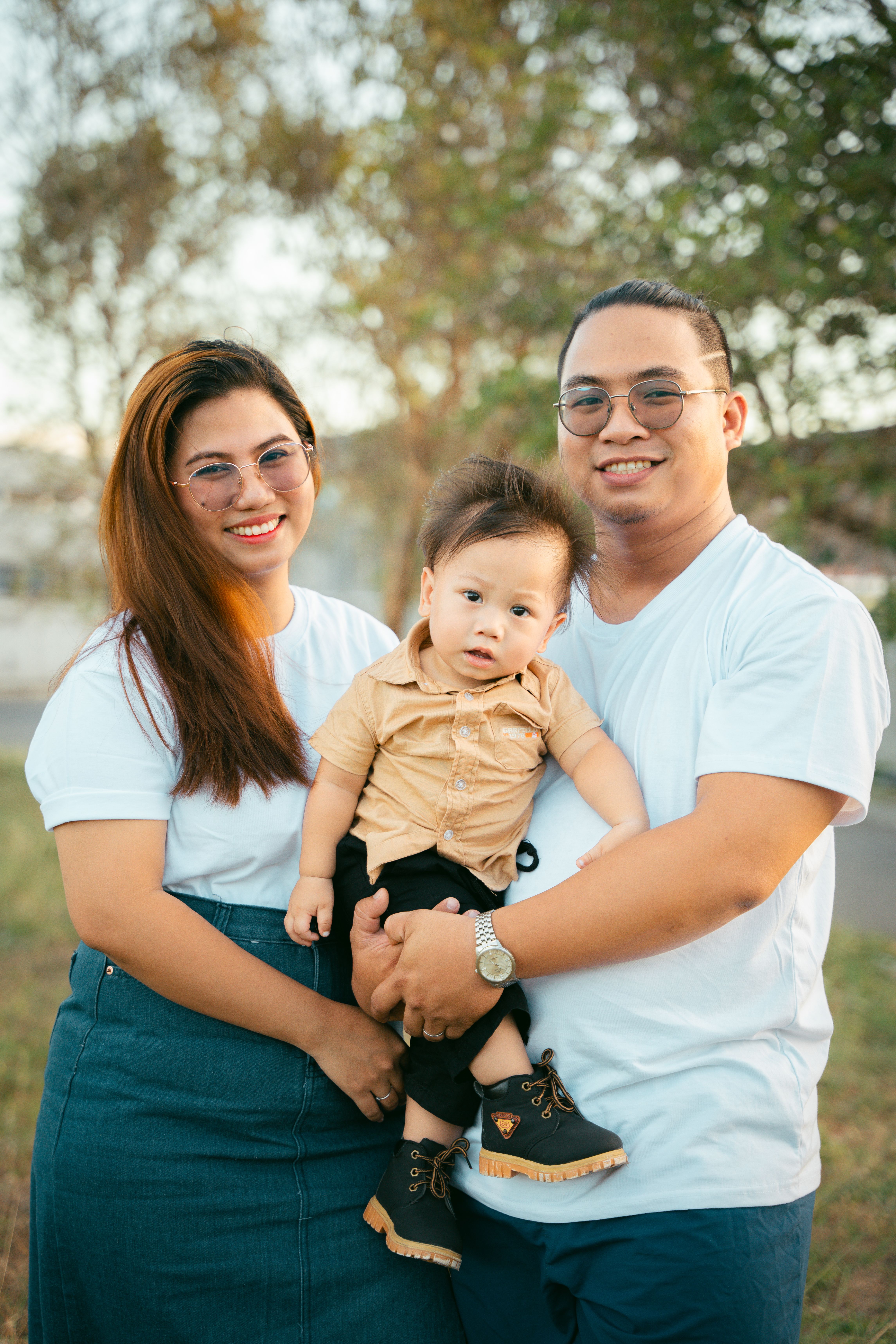 Family Of Three Photos, Download The BEST Free Family Of Three Stock ...