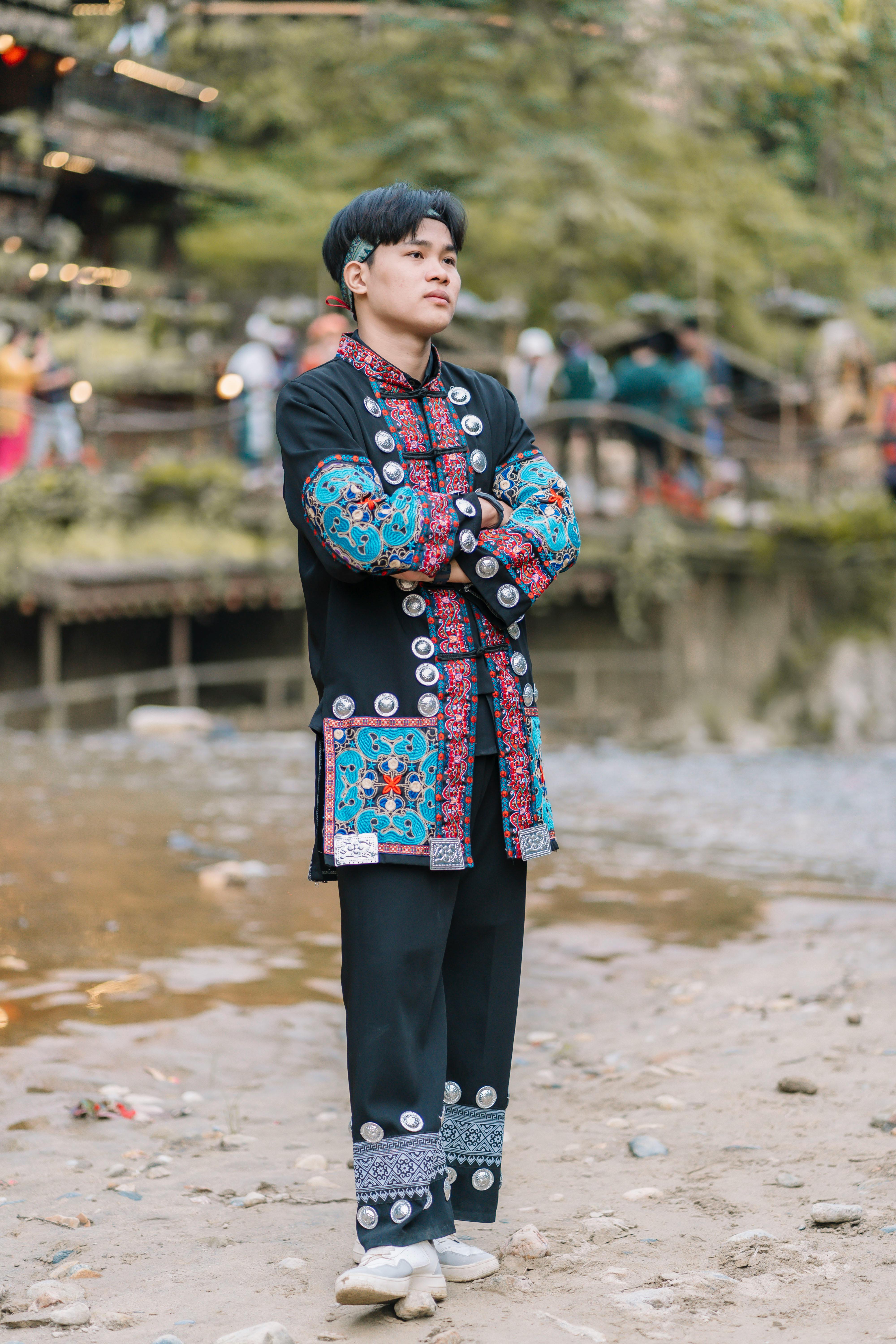 Hmong Clothing Photos, Download The BEST Free Hmong Clothing Stock ...