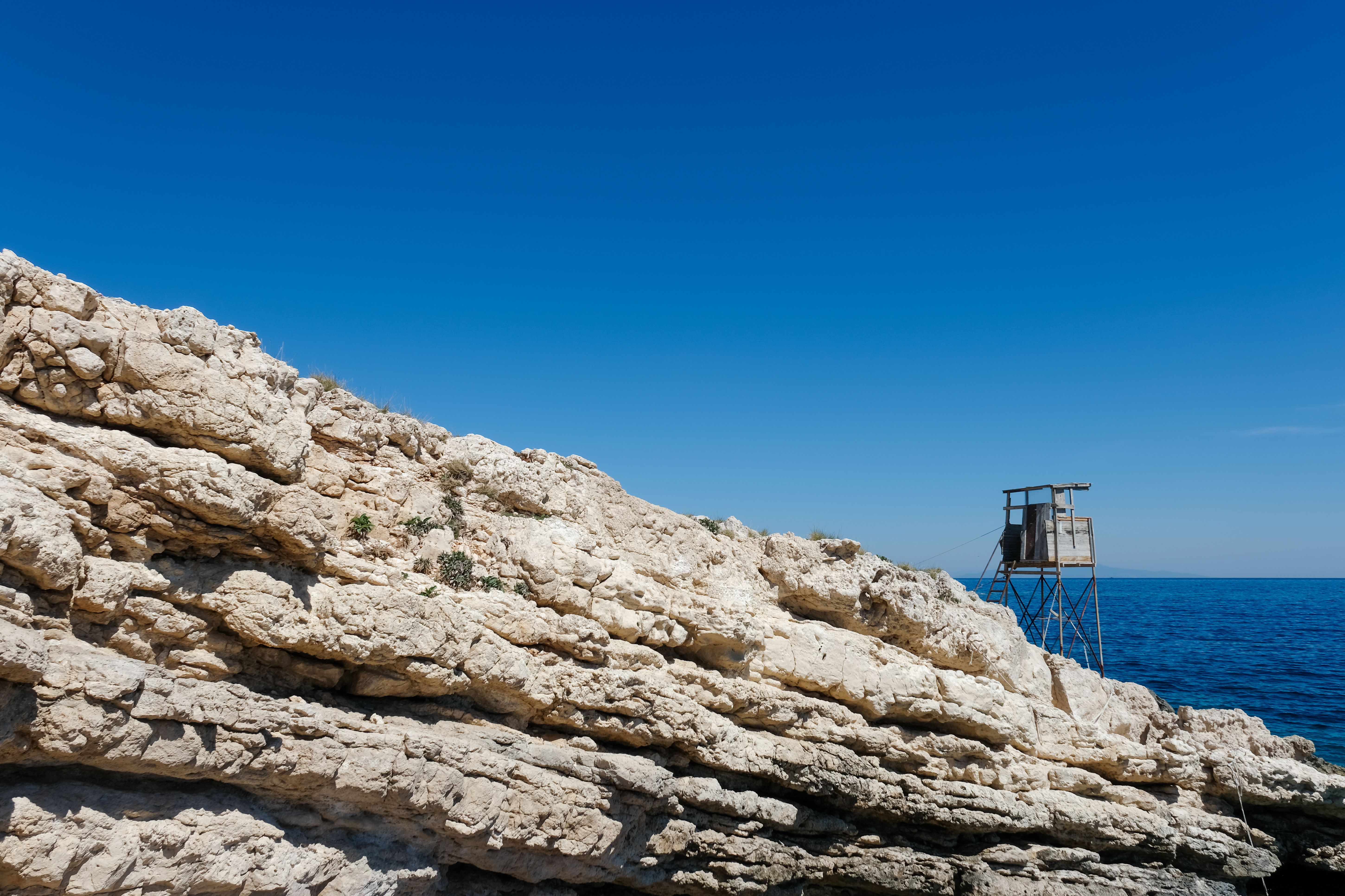 Observation Deck on a Cliff · Free Stock Photo