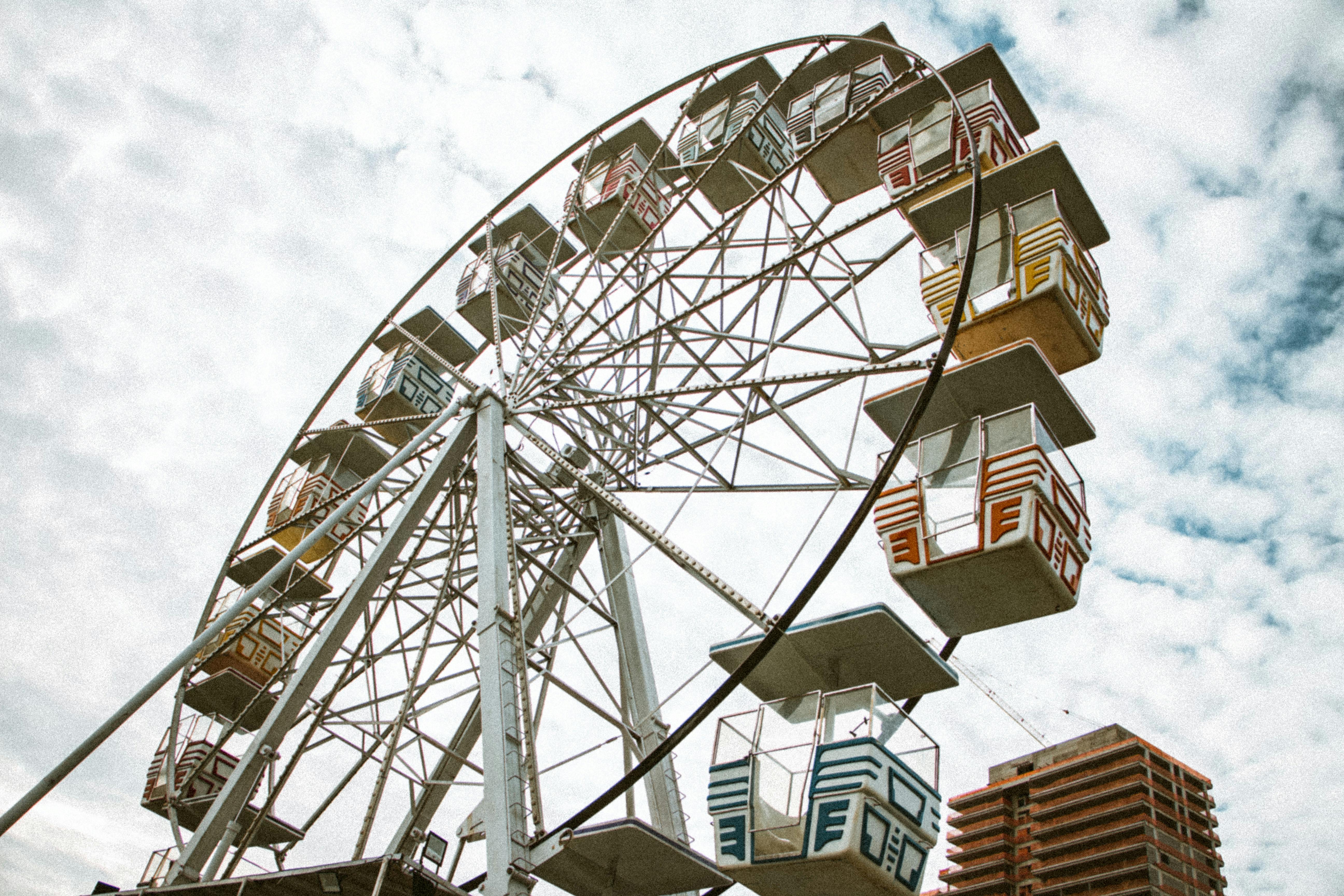 Low Angle Shot of Ferris Wheel · Free Stock Photo
