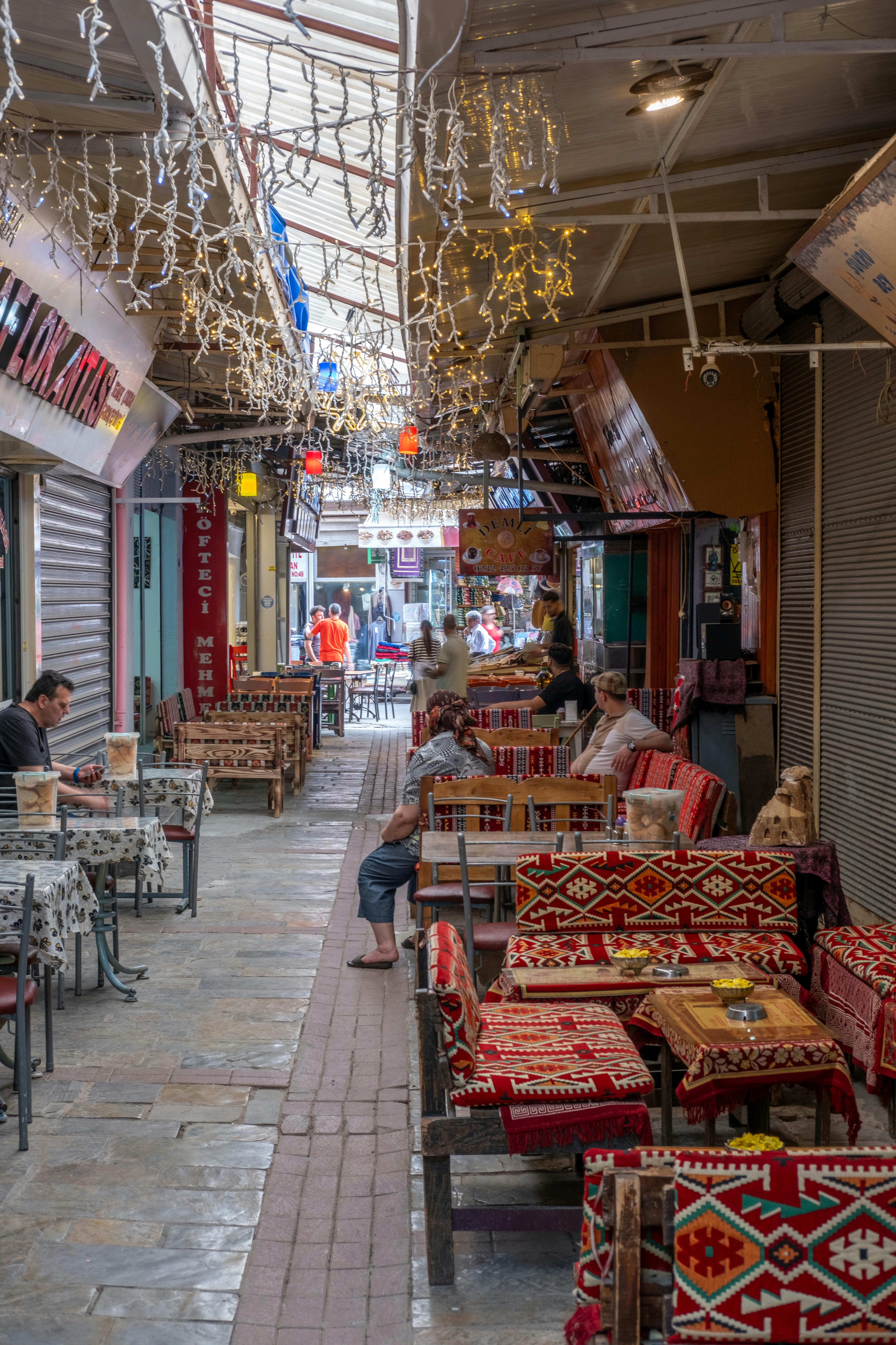Alley at Bazaar in Turkey · Free Stock Photo