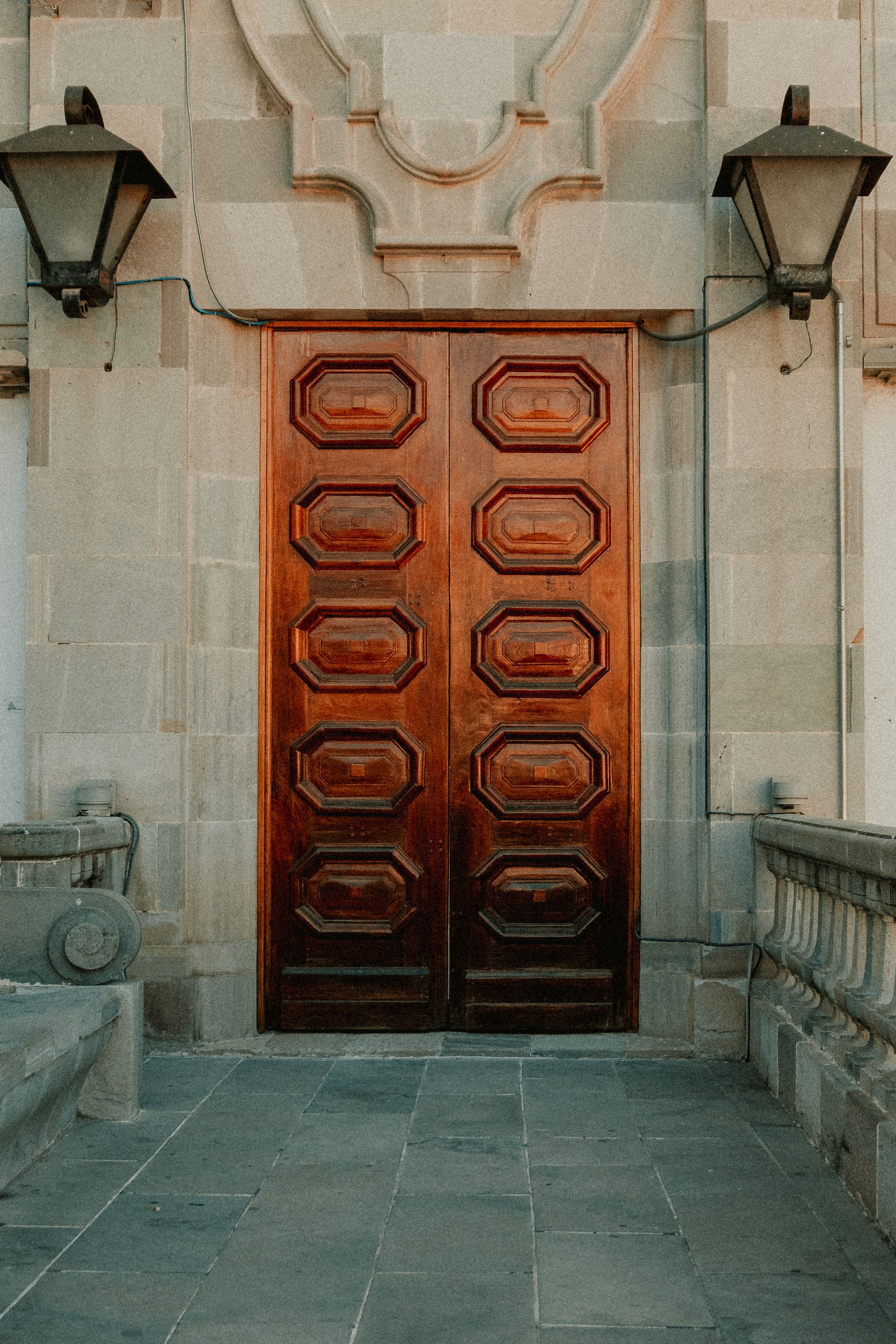 Puerta Colonial Color Café de Madera de Guanajuato, México · Free Stock ...