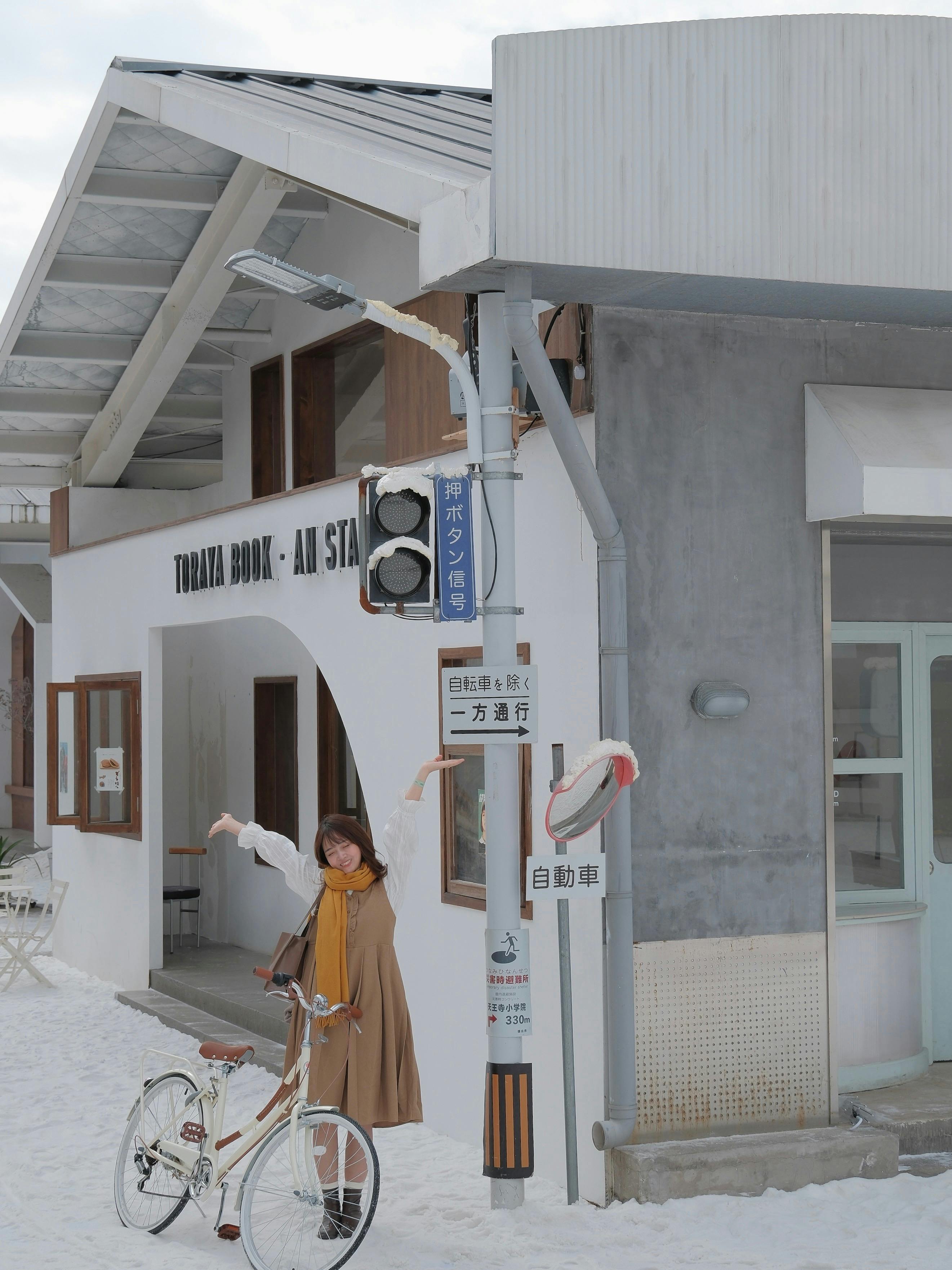 AI Stand Photos, Download The BEST Free AI Stand Stock Photos & HD Images