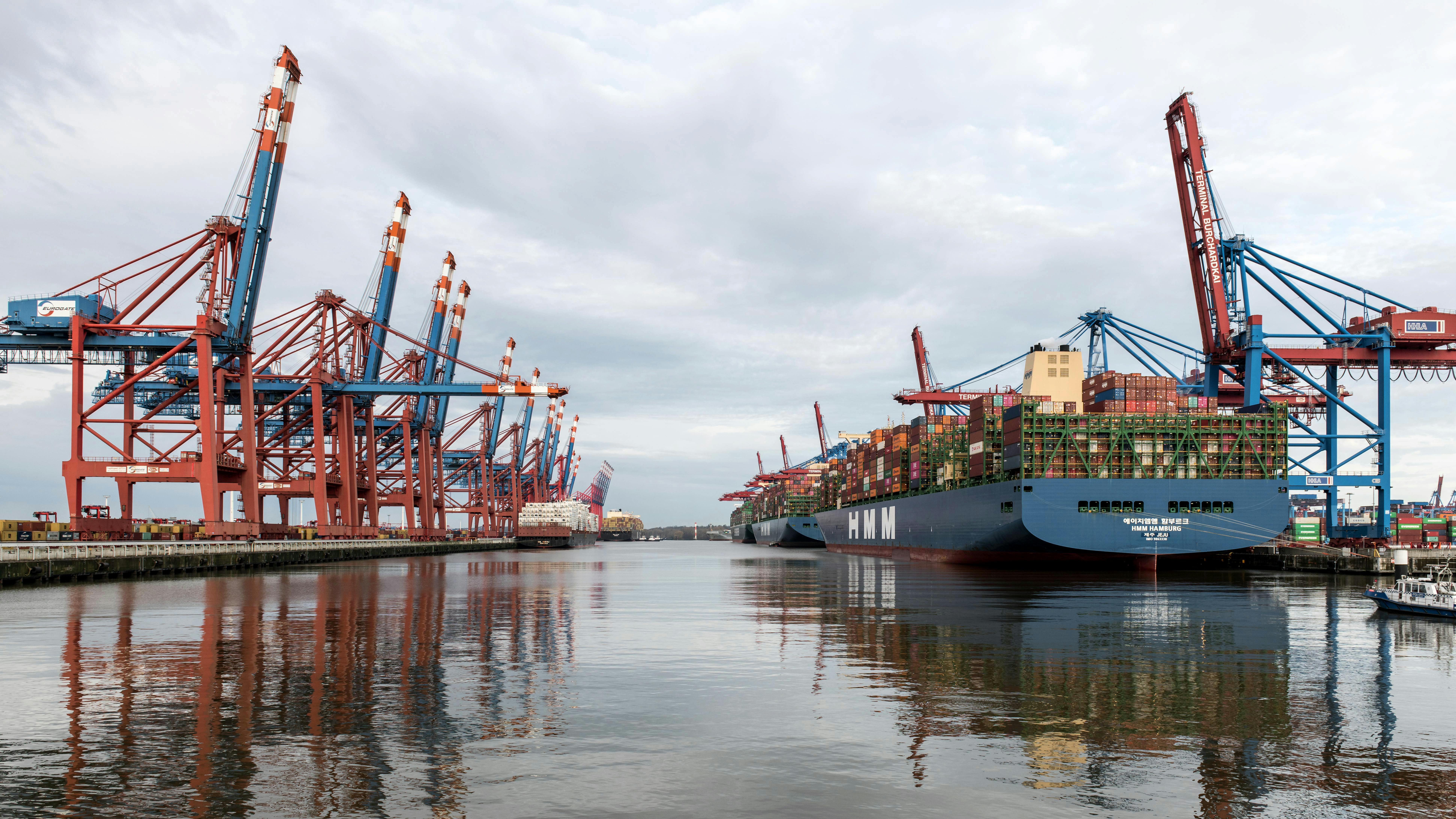 Container Terminal Crane Ocr System Photos, Download The BEST Free ...