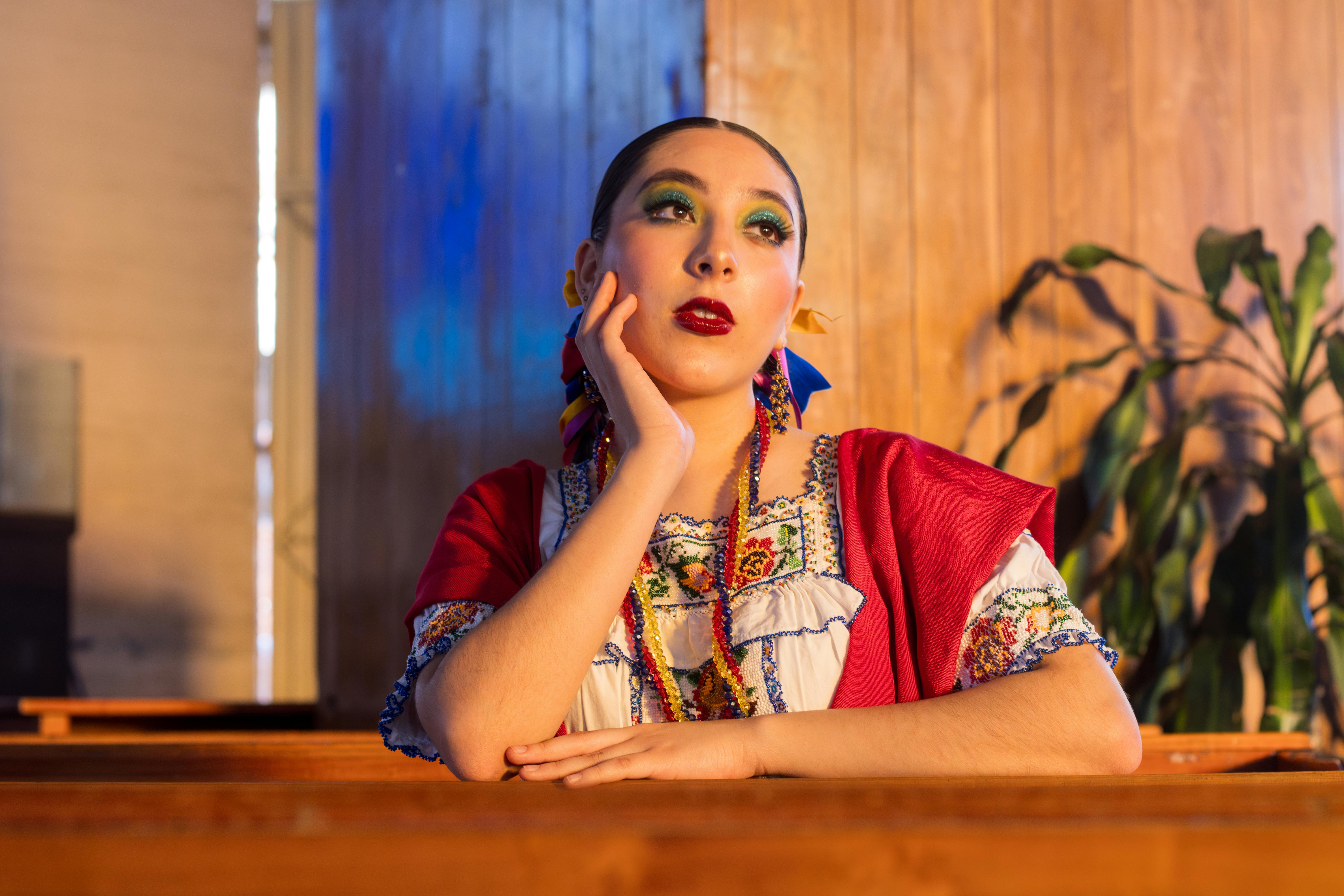 Foto de stock gratuita sobre accesorios coloridos, actitud, adentro ...