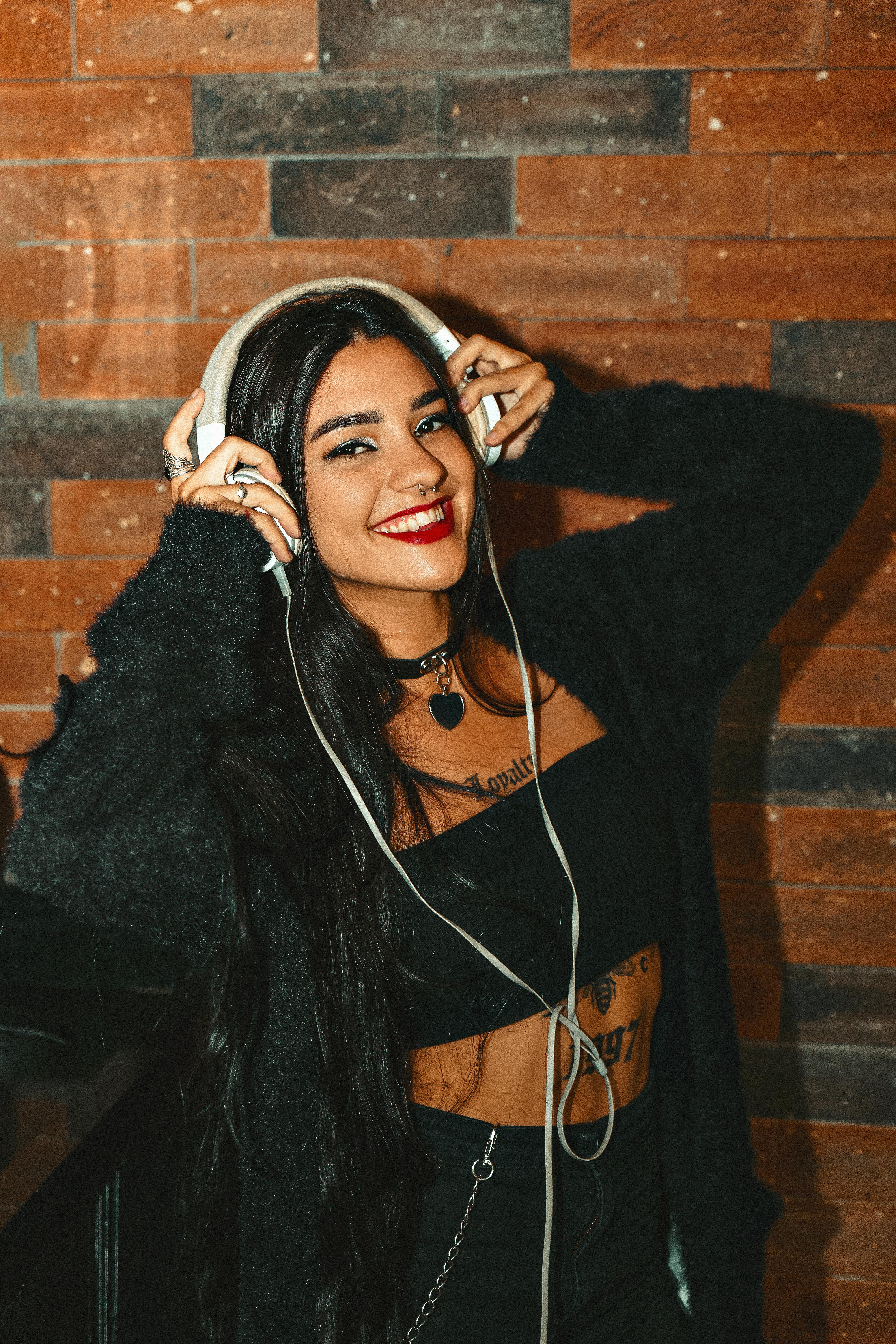 Party Model Potrait Photos, Download The BEST Free Party Model Potrait ...