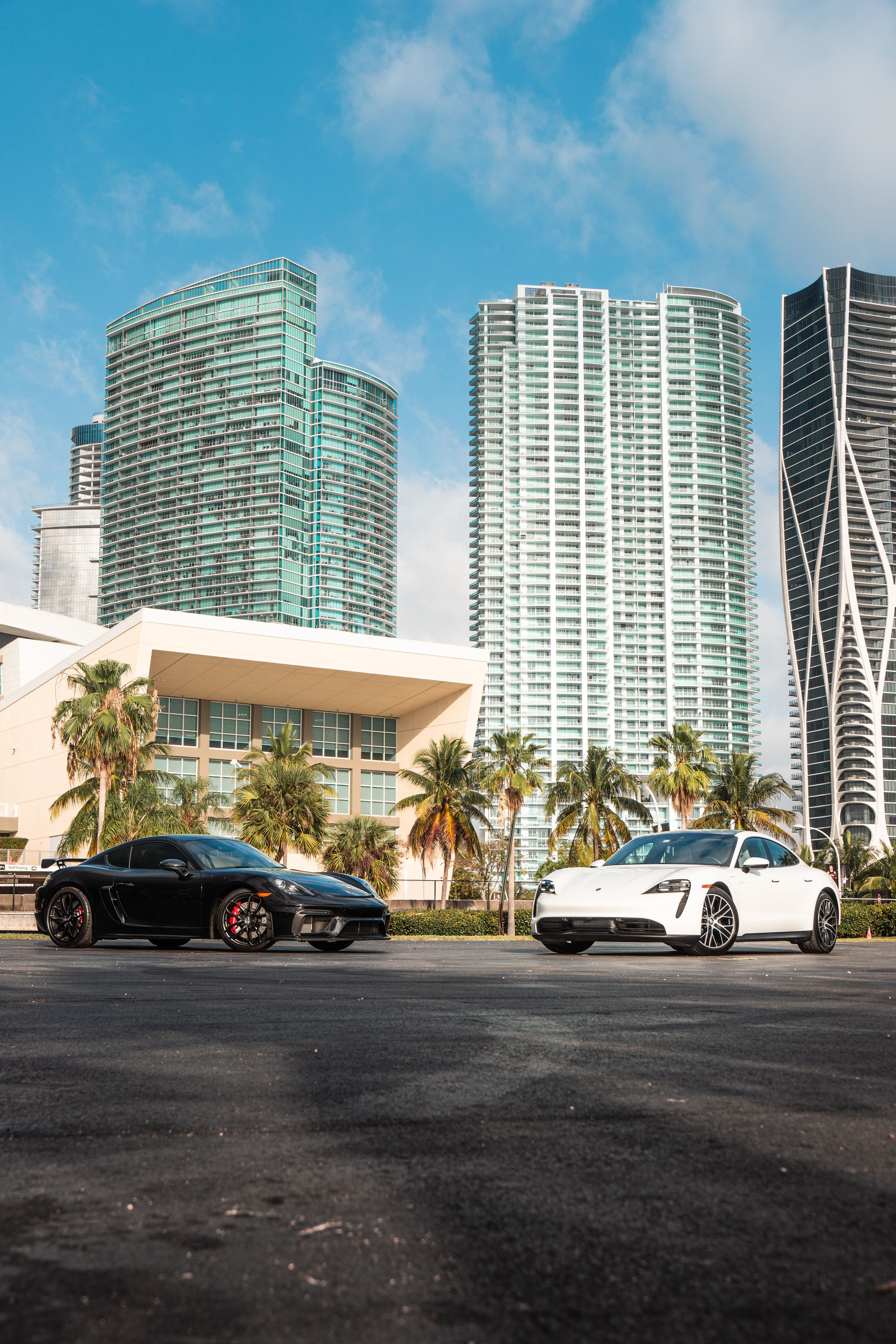 Skyscrapers behind Cars · Free Stock Photo