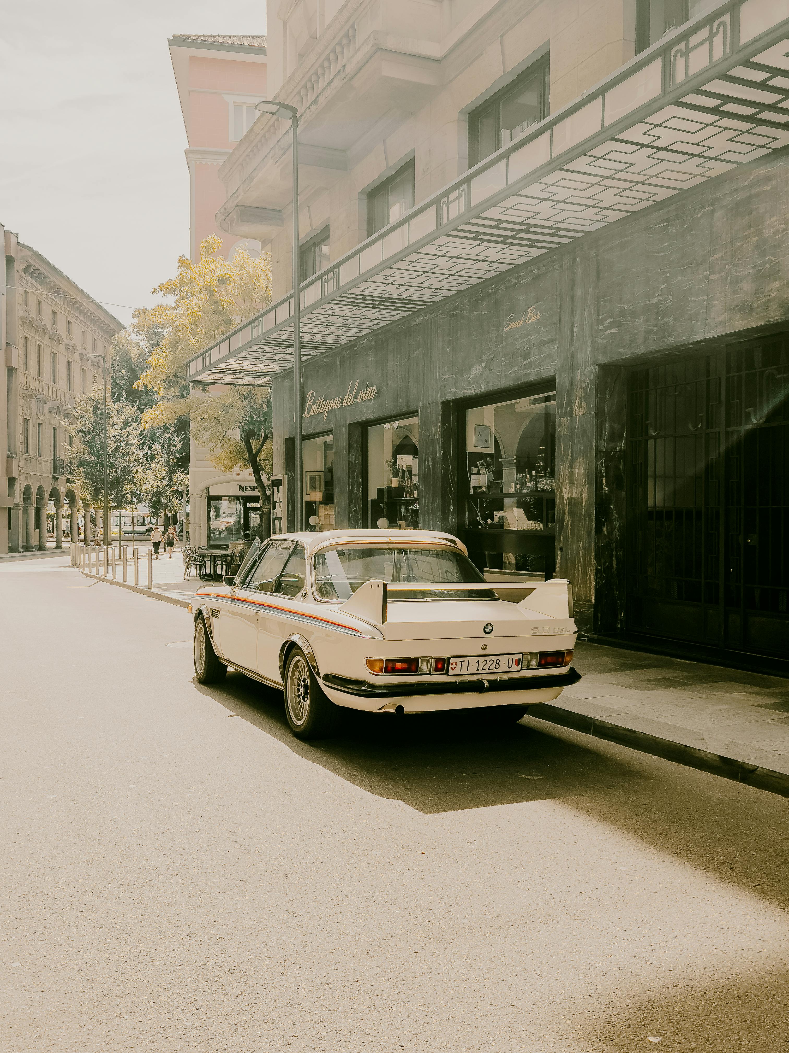 Back View of a Vintage BMW · Free Stock Photo
