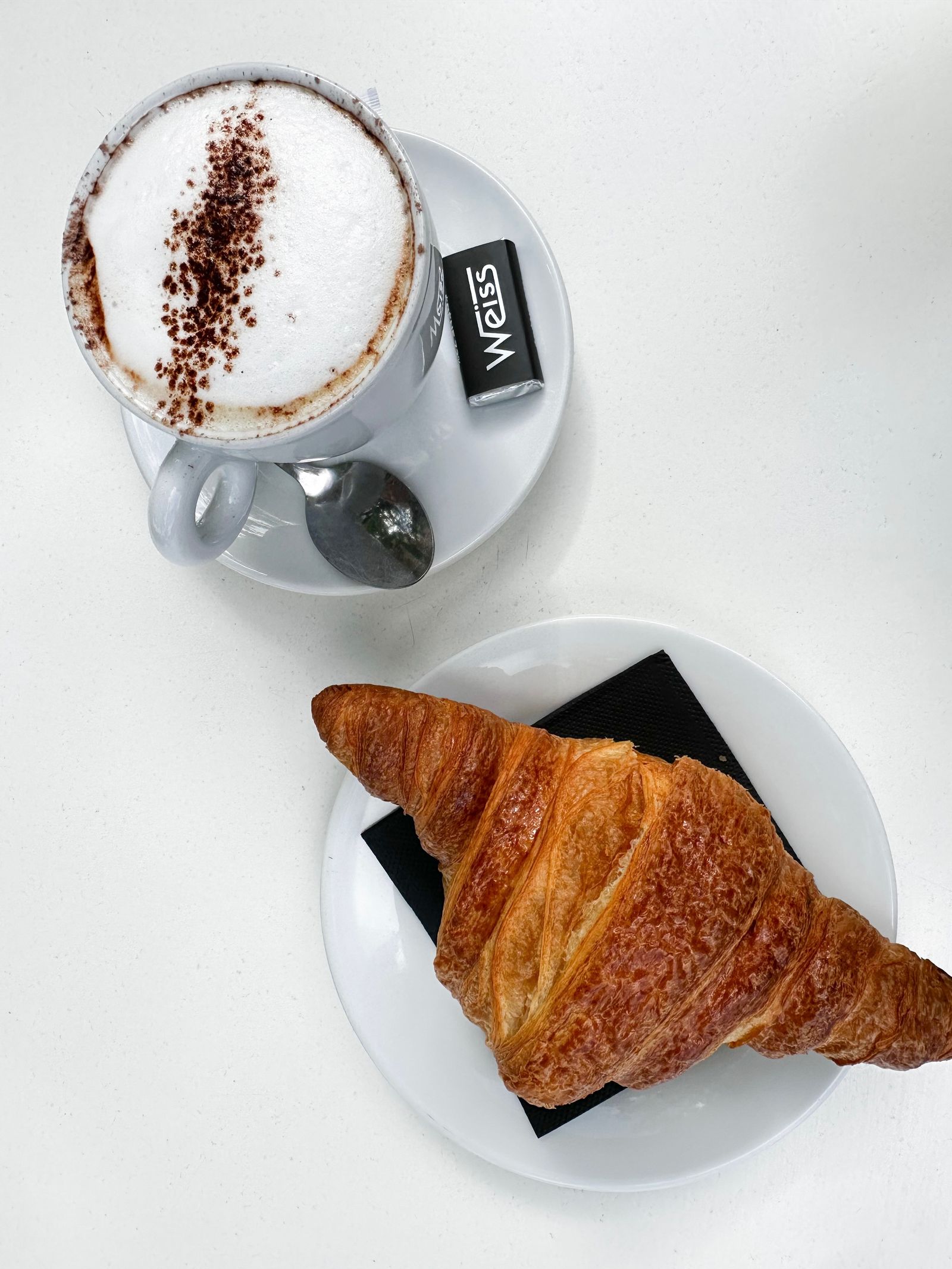 Coffee Break Croissant Photos, Download The BEST Free Coffee Break ...