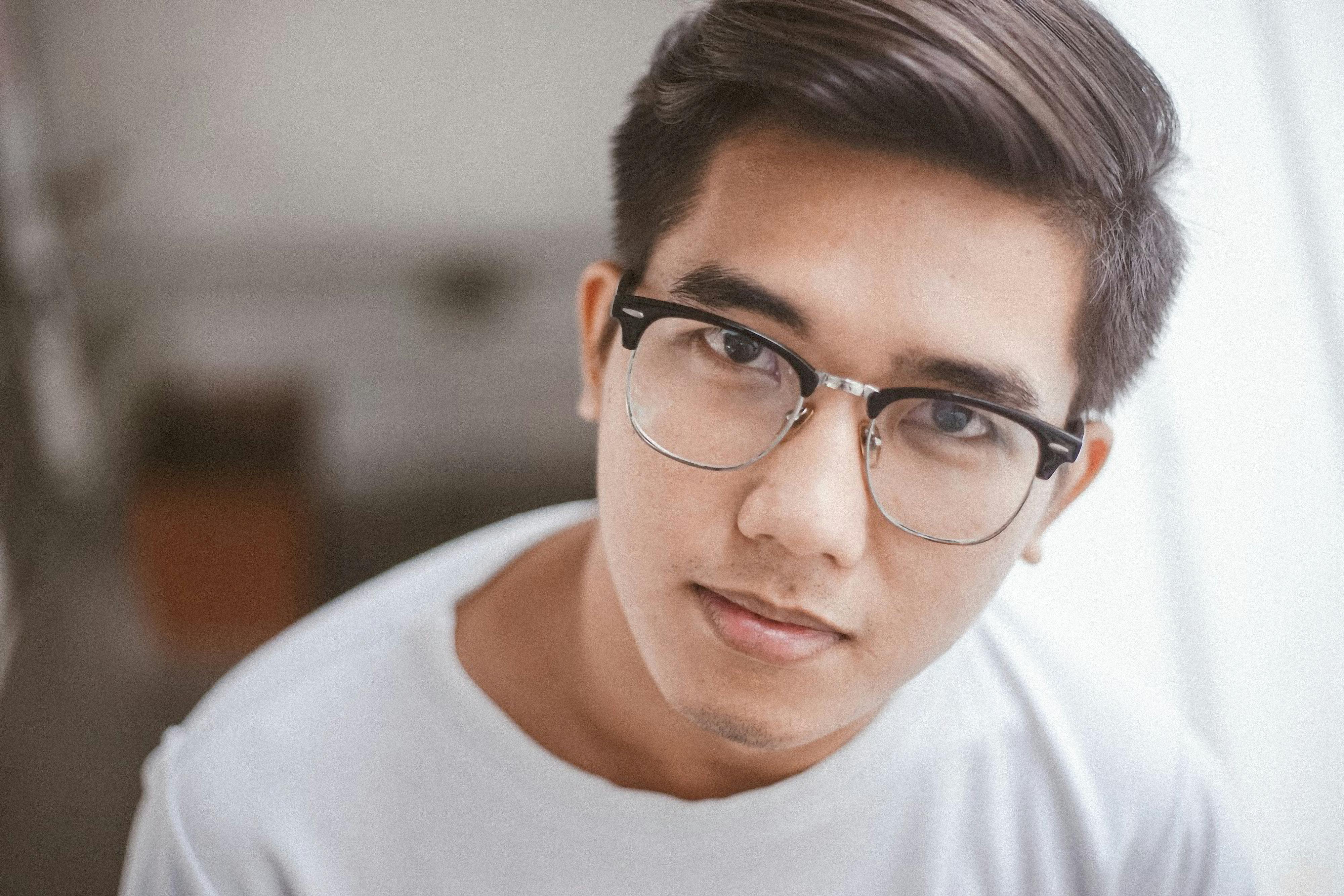 Portrait of Man in Eyeglasses · Free Stock Photo