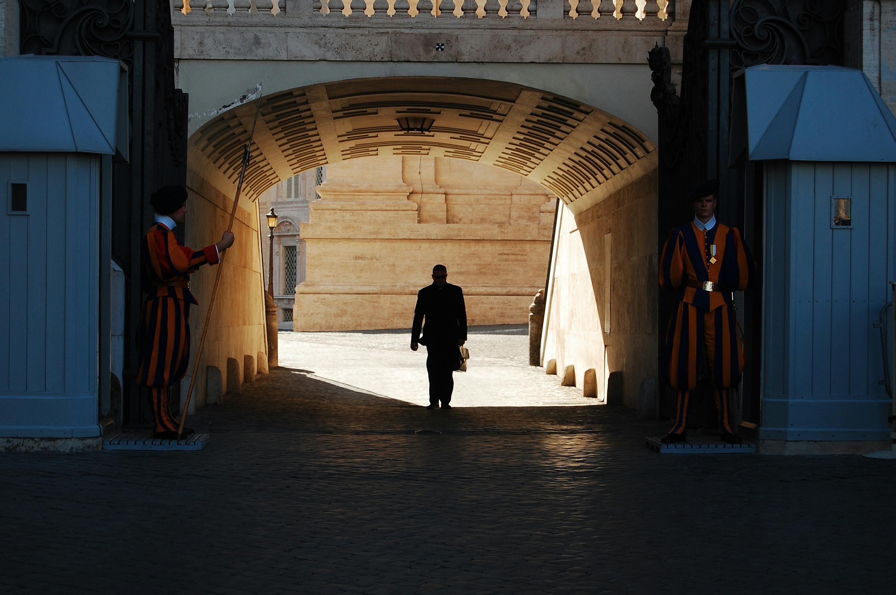 Security Guards Uniform Photos, Download The BEST Free Security Guards ...